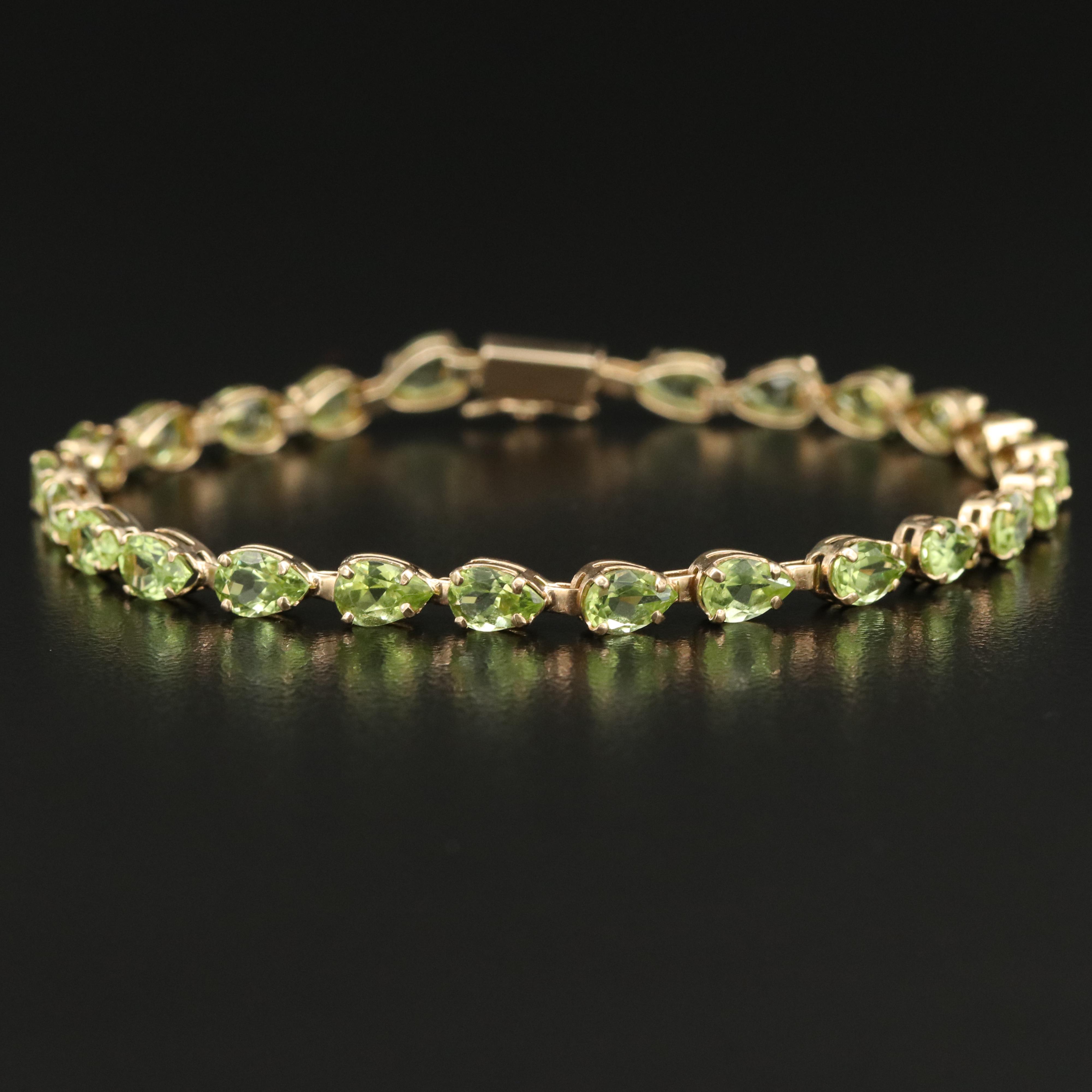 14K Peridot Line Bracelet | EBTH