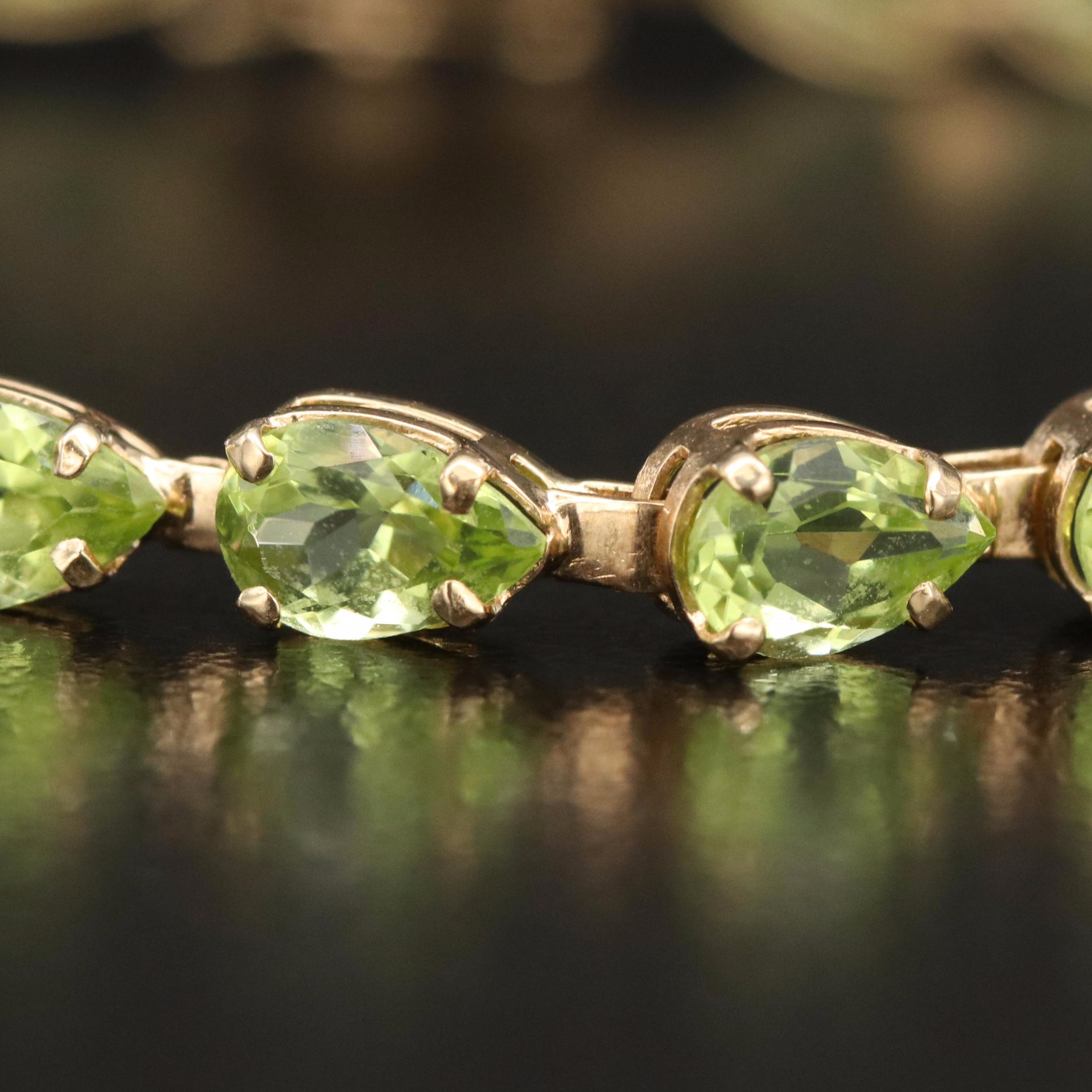 14K Peridot Line Bracelet | EBTH