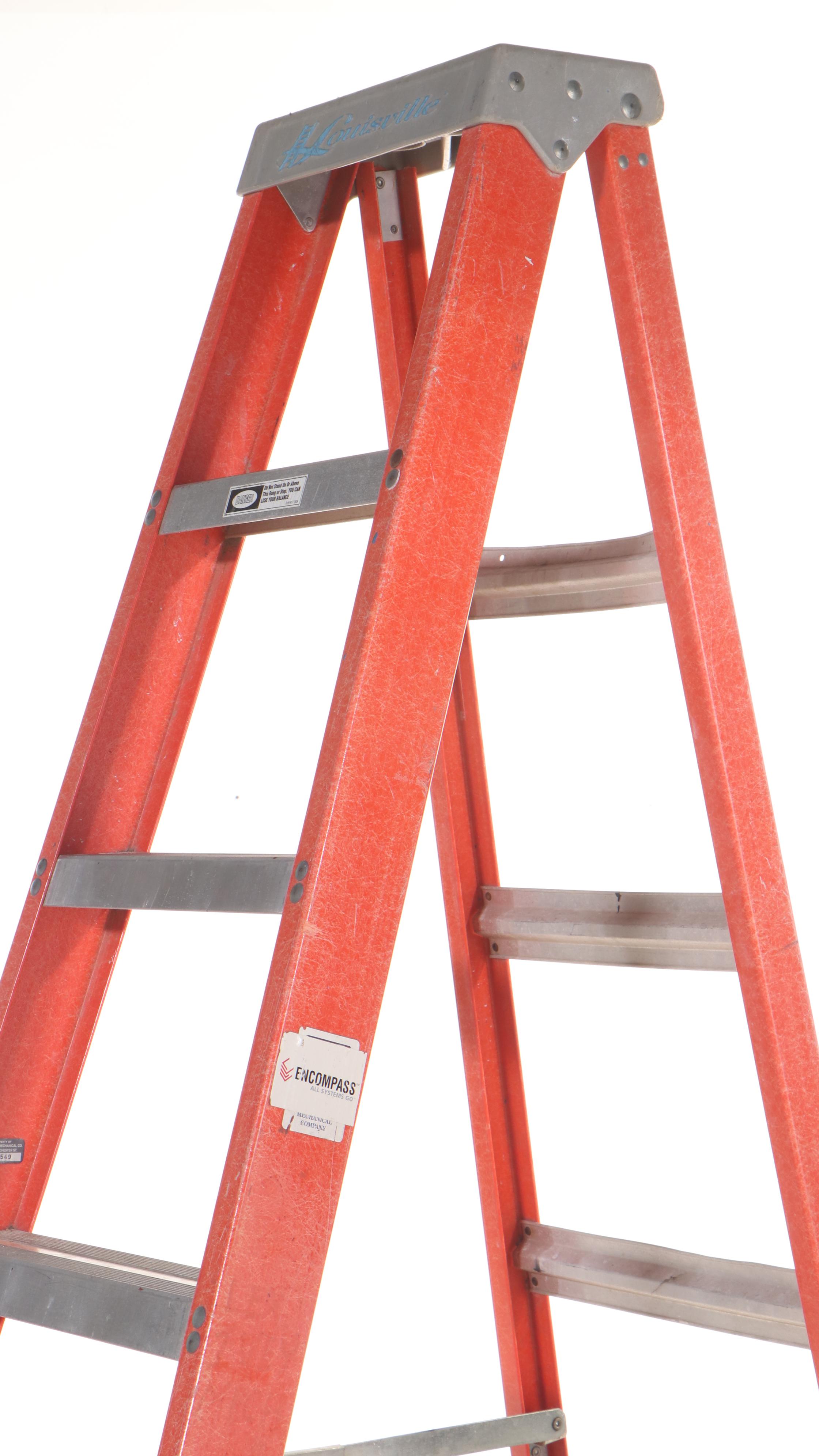 Louisville Ladder 8' Fiberglass and Aluminum Folding Step Ladder | EBTH