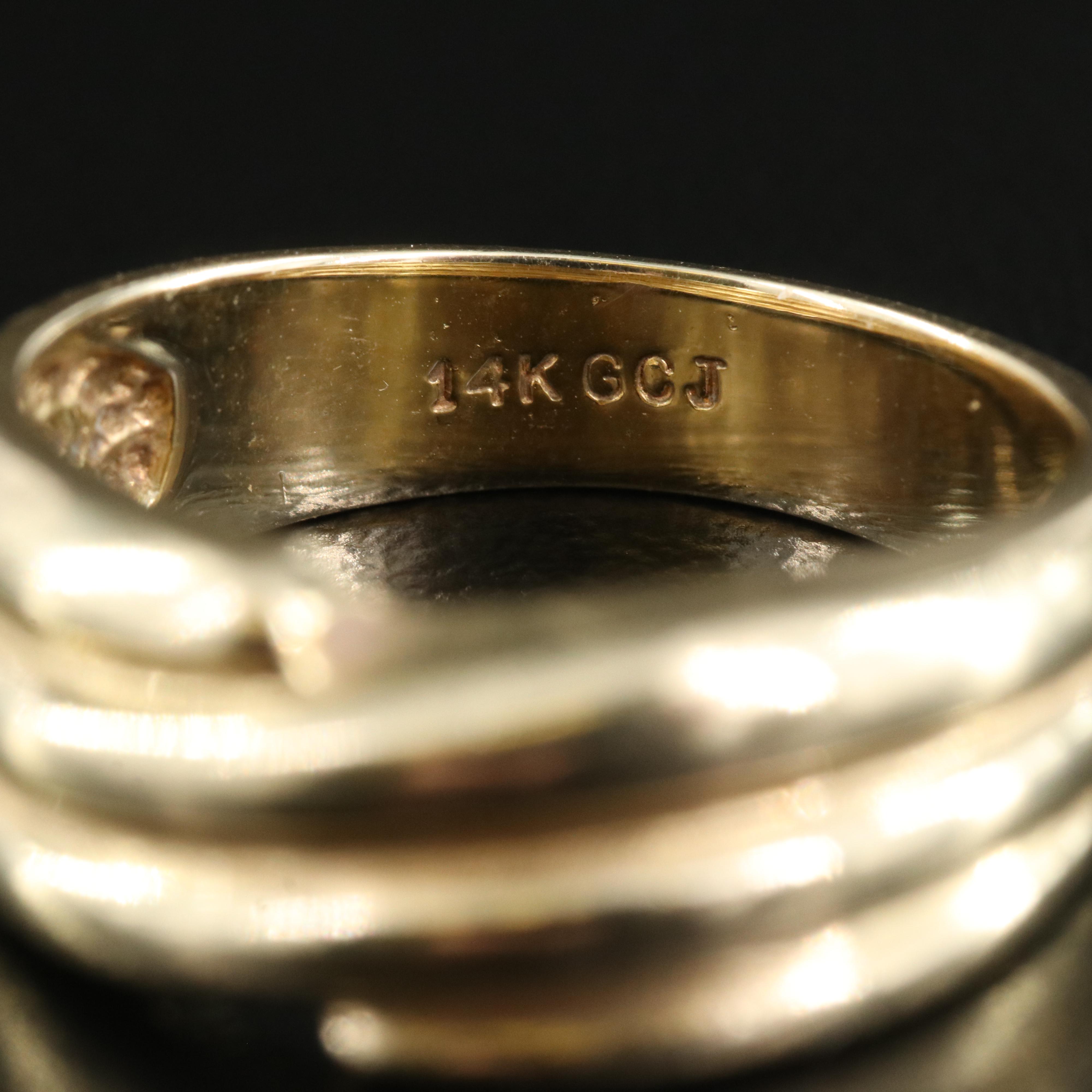 14K Fluted Ring | EBTH