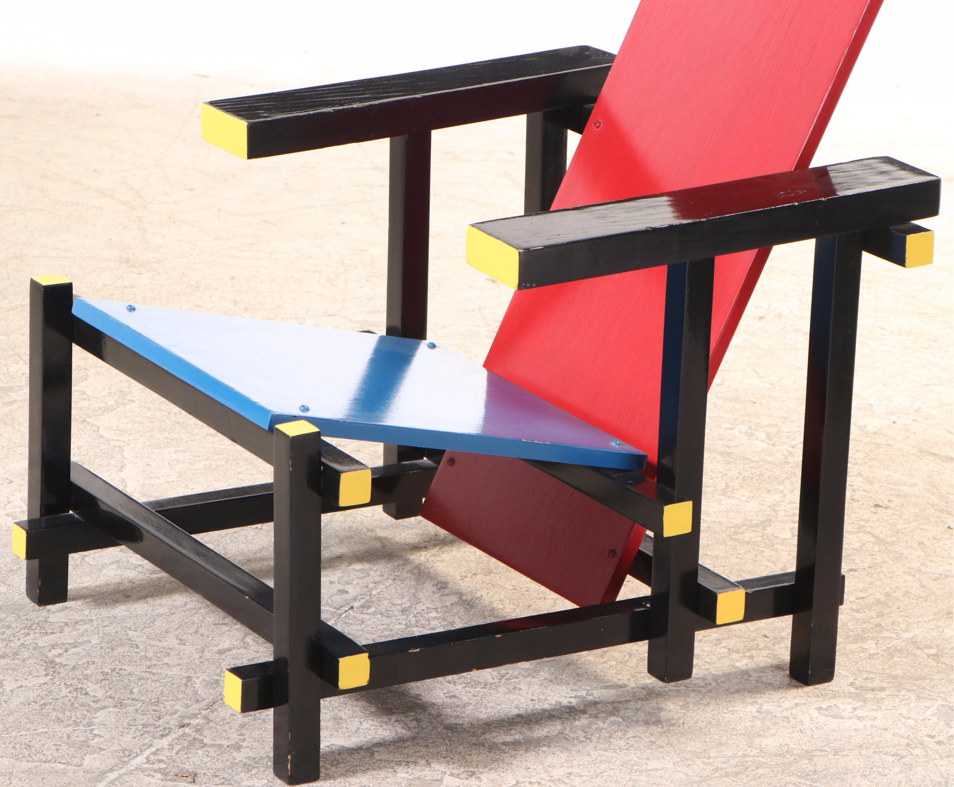 De Stijl Style "Red Blue" Chair, Designed by Gerrit Rietveld | EBTH