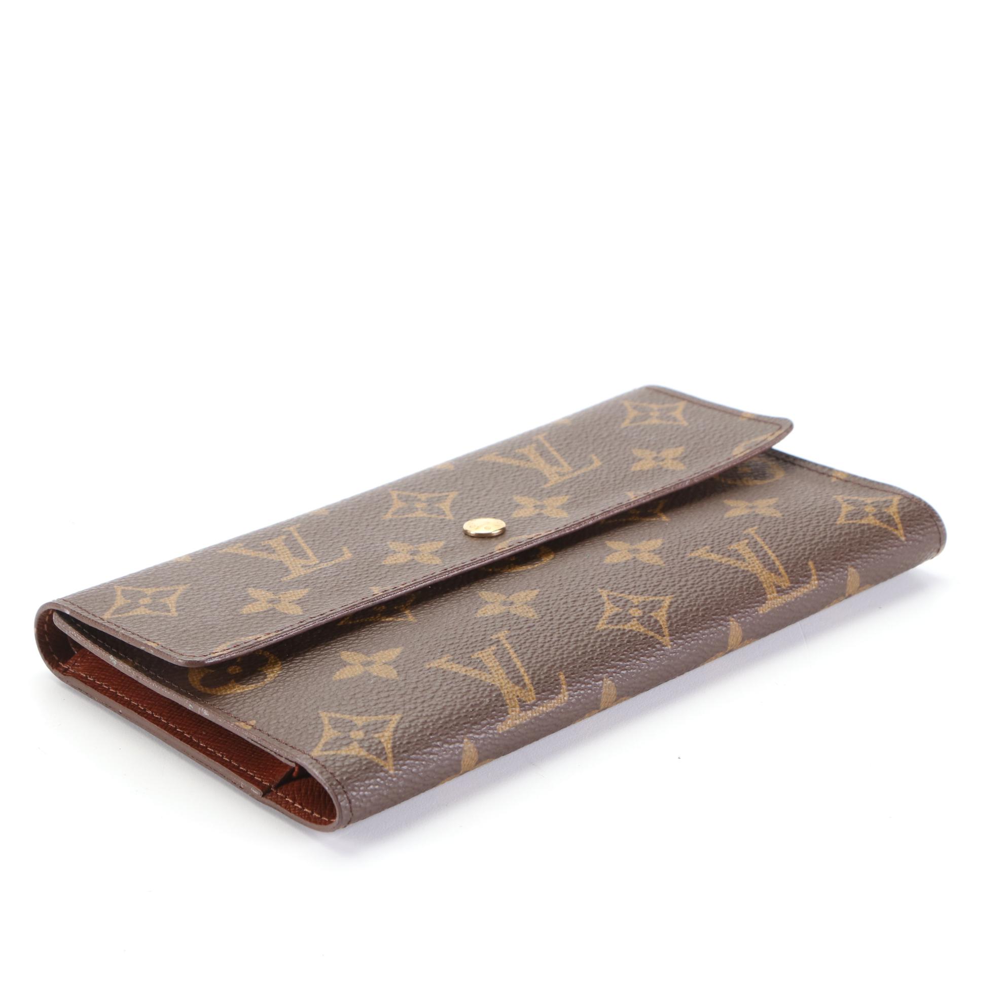 Louis Vuitton International Wallet in Monogram Canvas | EBTH
