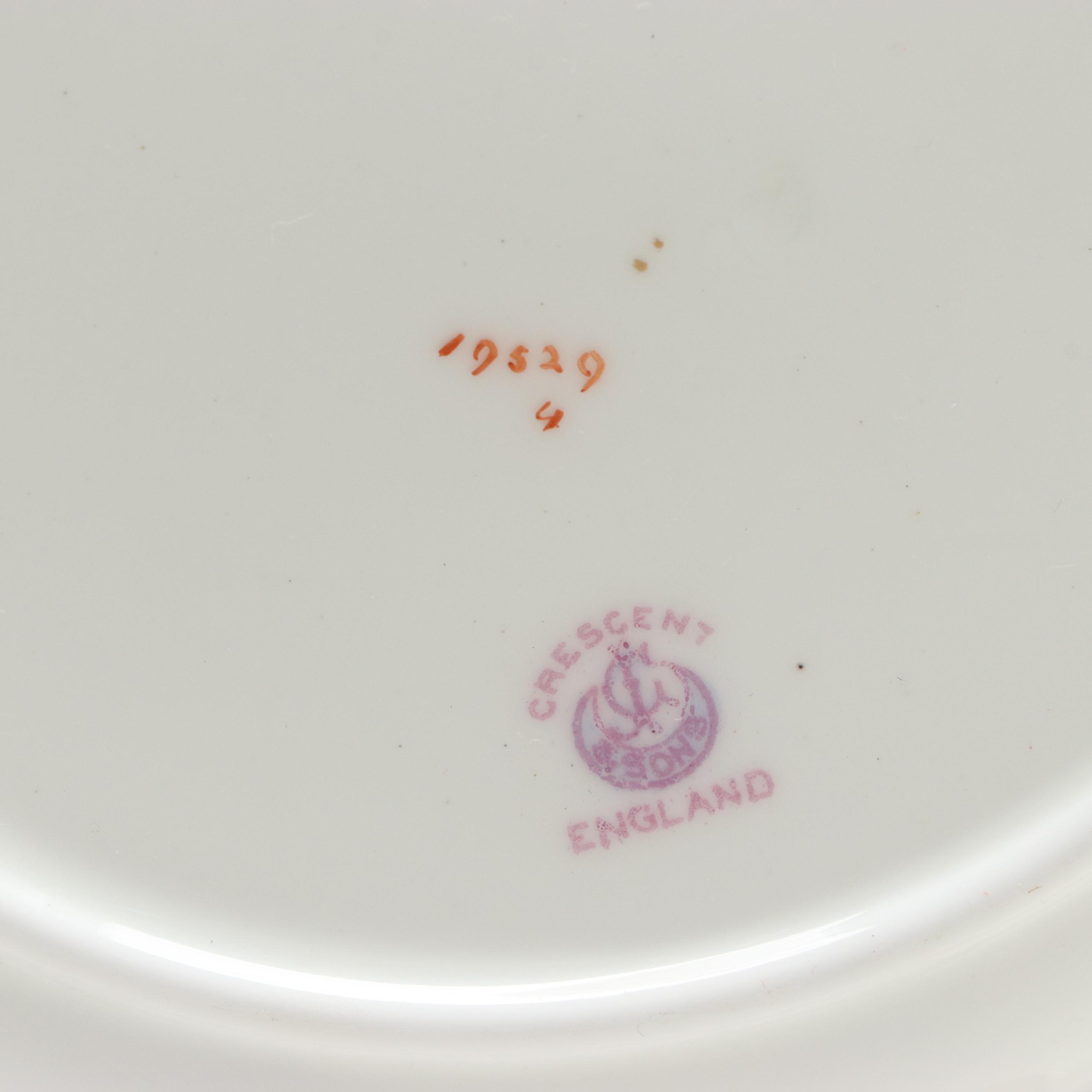 George Jones & Sons Crescent China Dinner Plates | EBTH