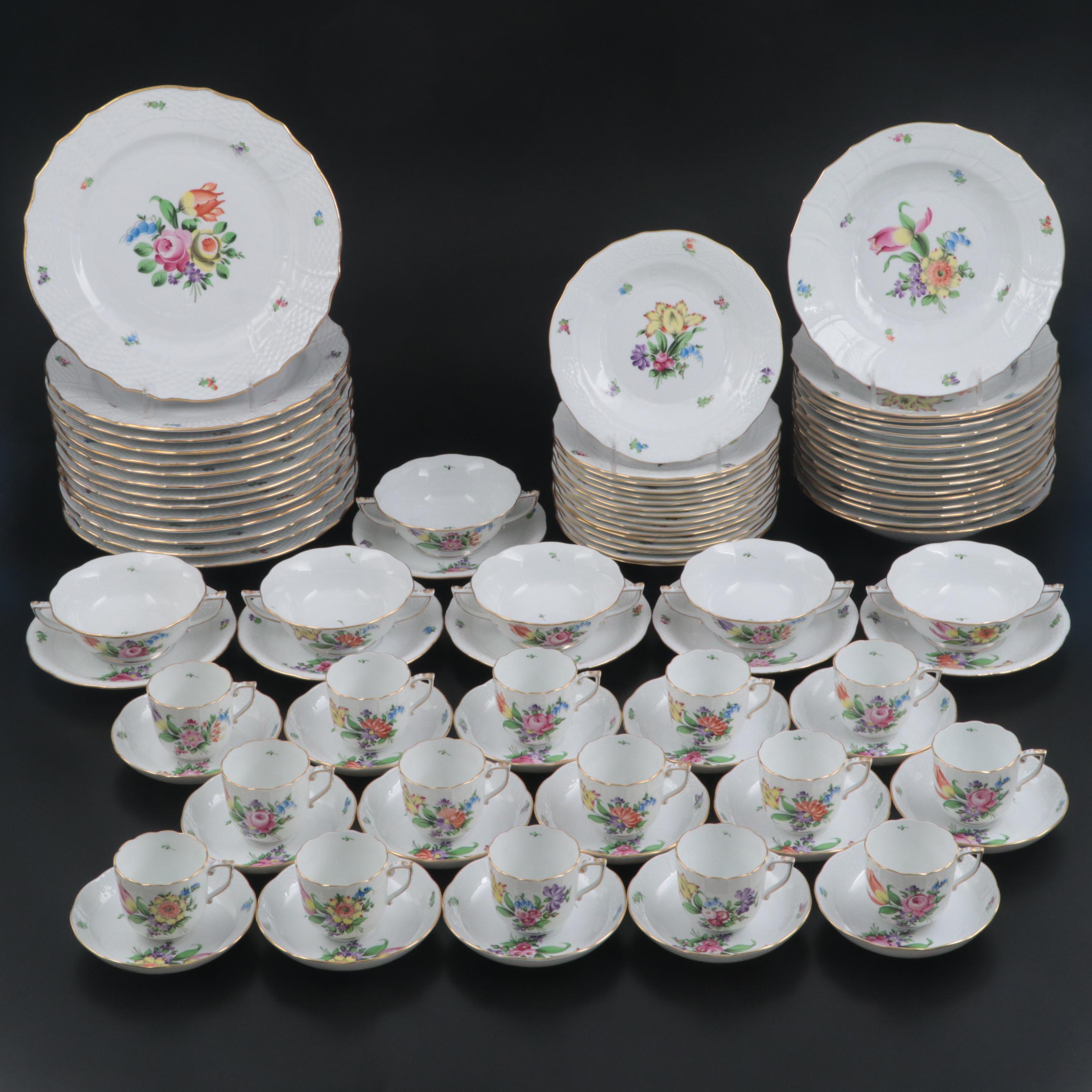 Russian Lomonosov Gold Net Porcelain Dinnerware | EBTH