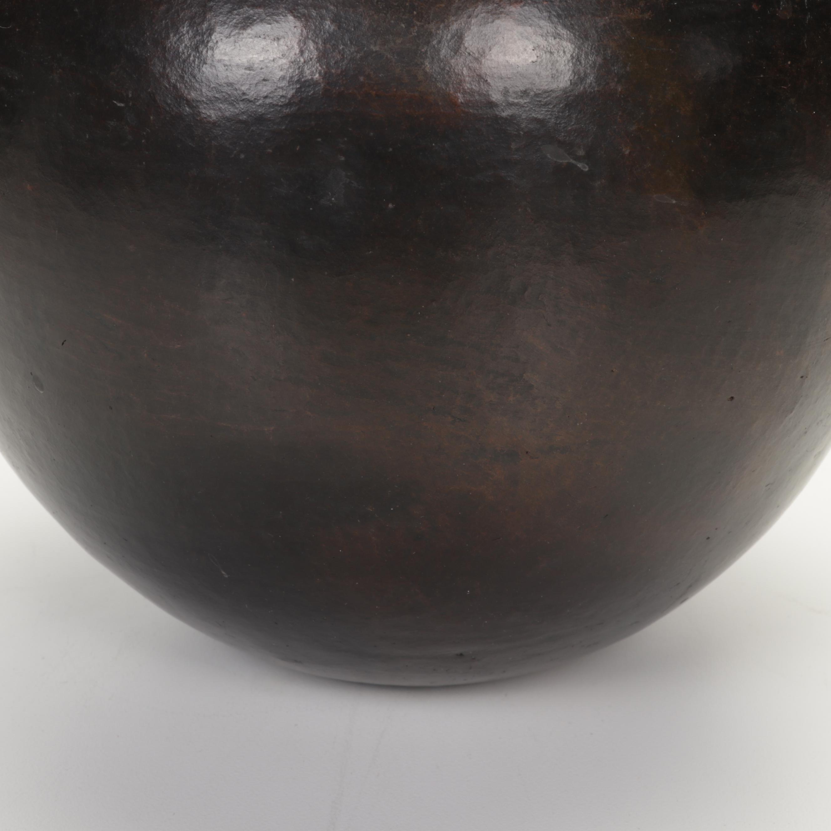 South African Zulu Ukhamba Clay Beer Pot | EBTH