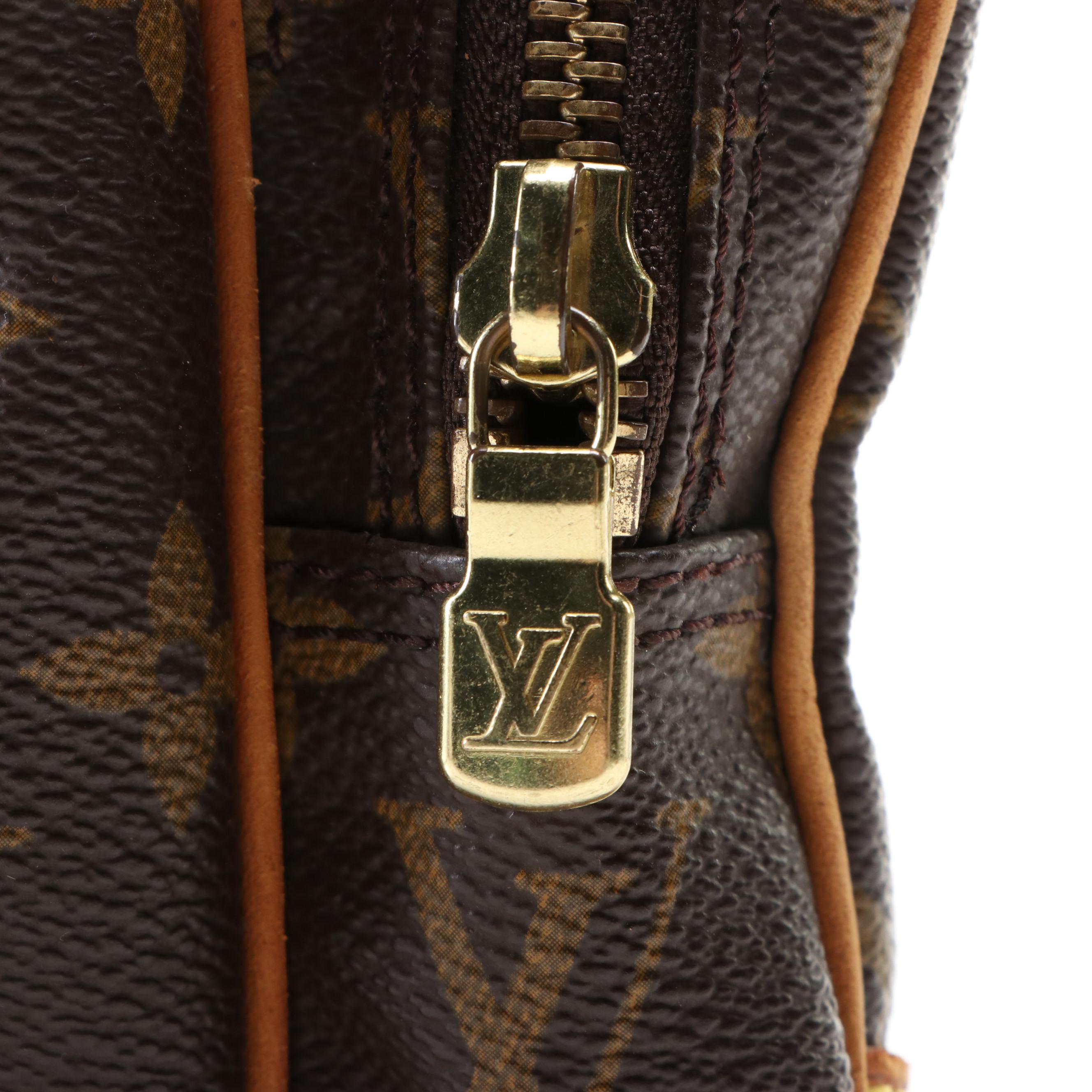 Louis Vuitton Amazone Crossbody Camera Bag in Monogram Canvas/Vachetta ...