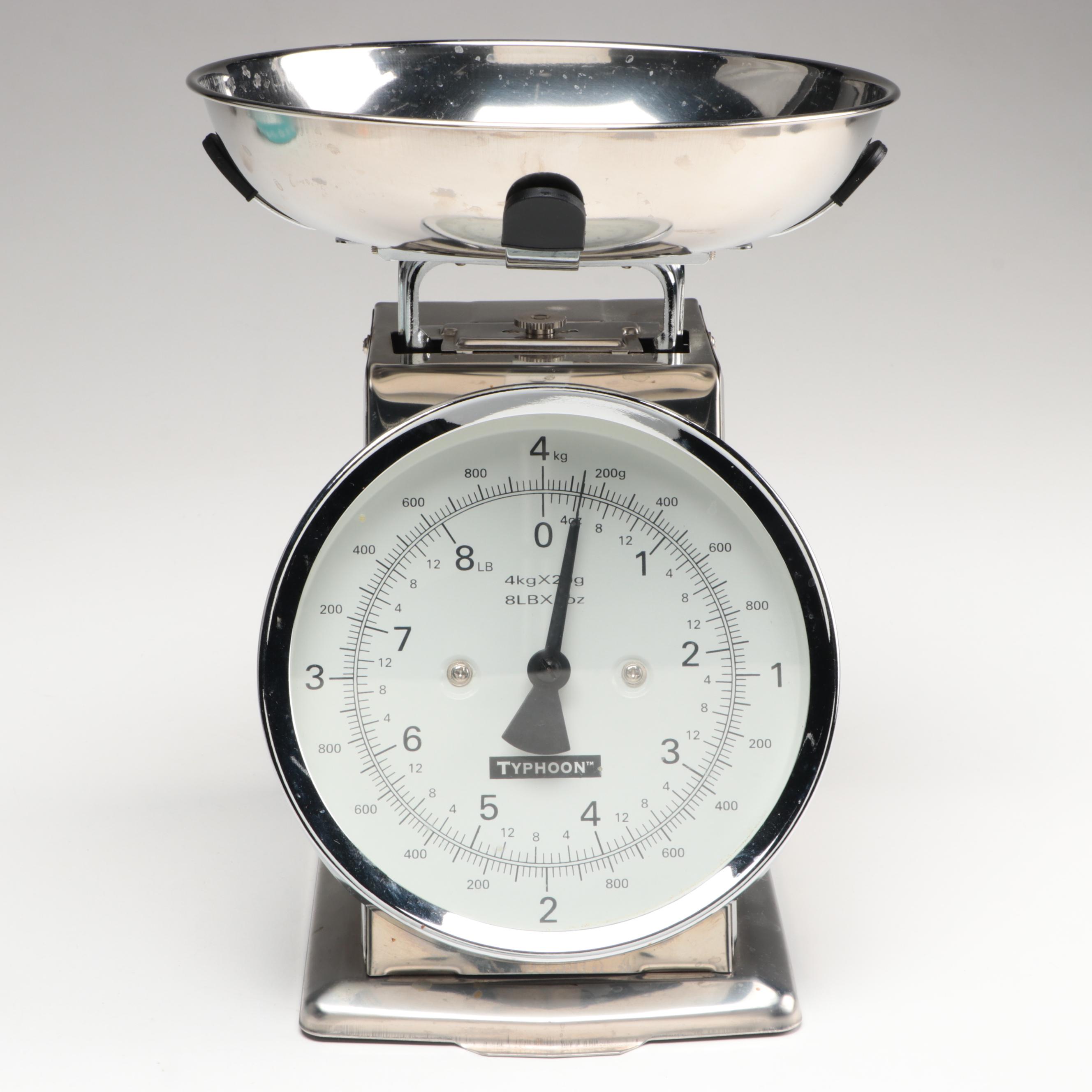 Pyrex Bowls and Casseroles with Scale and Other Kitchenware | EBTH