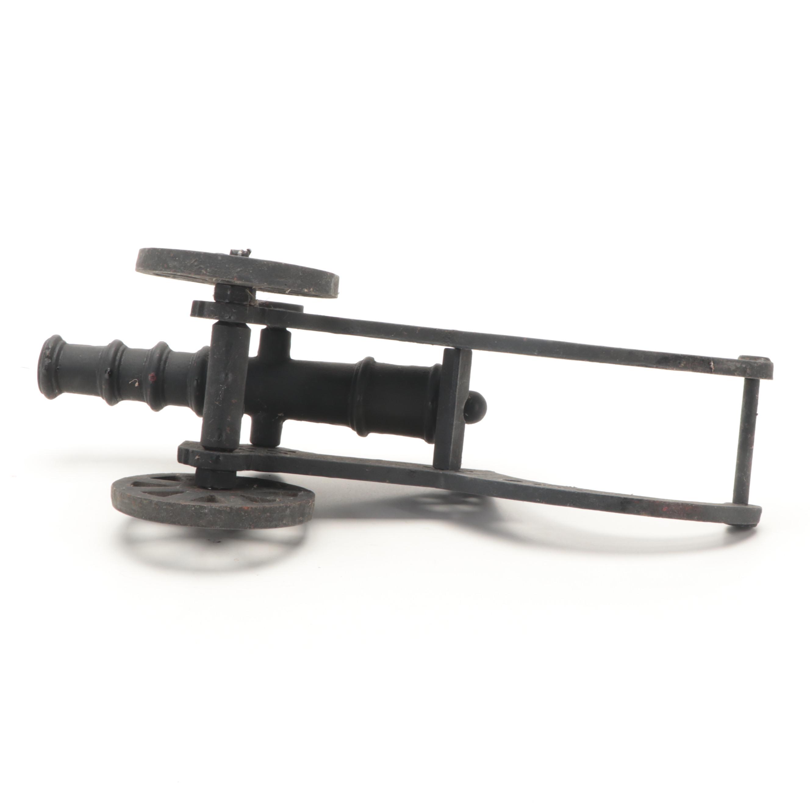 English Style Cast Iron Miniature Cannon Replica | EBTH