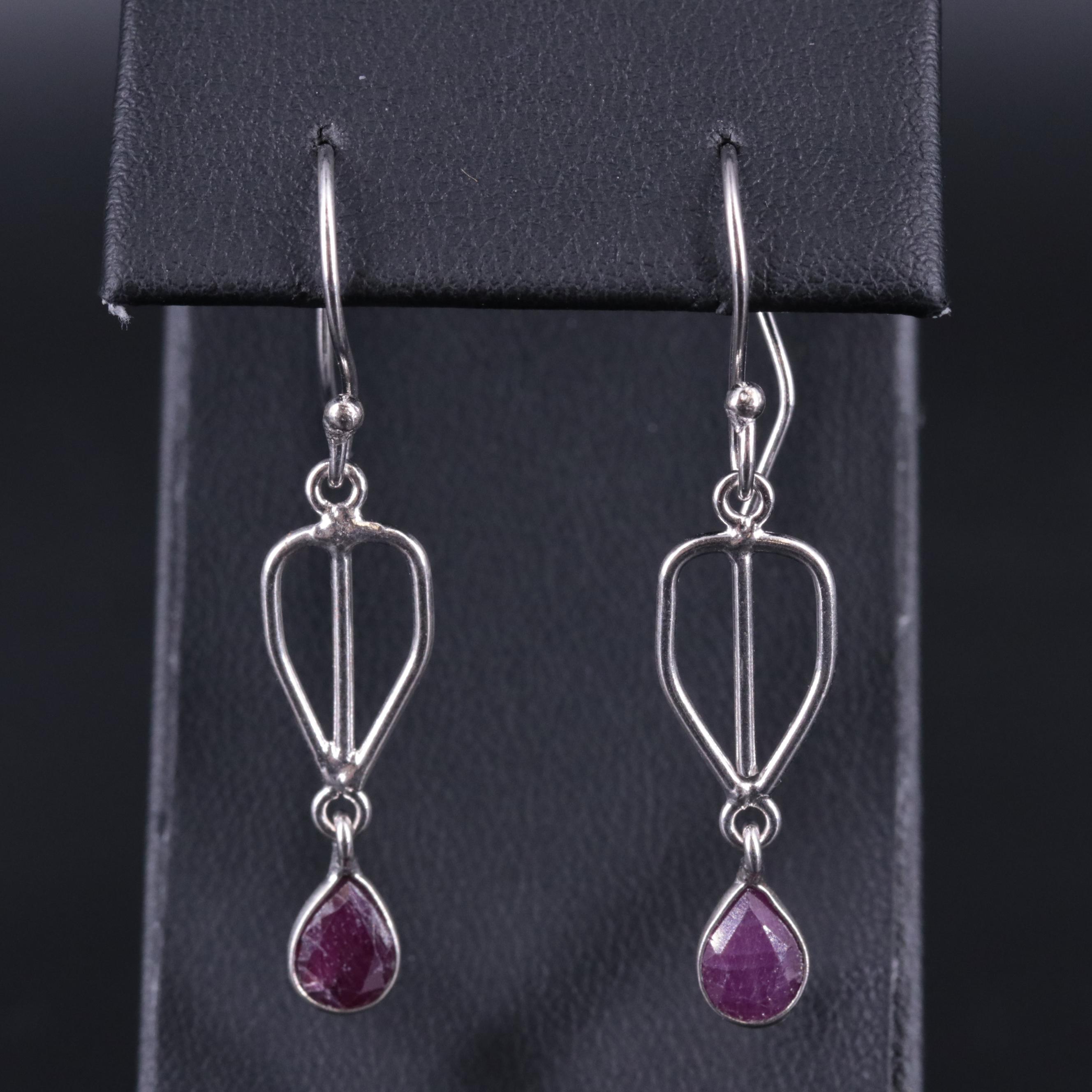 18K Yellow Gold Ruby Earrings | EBTH