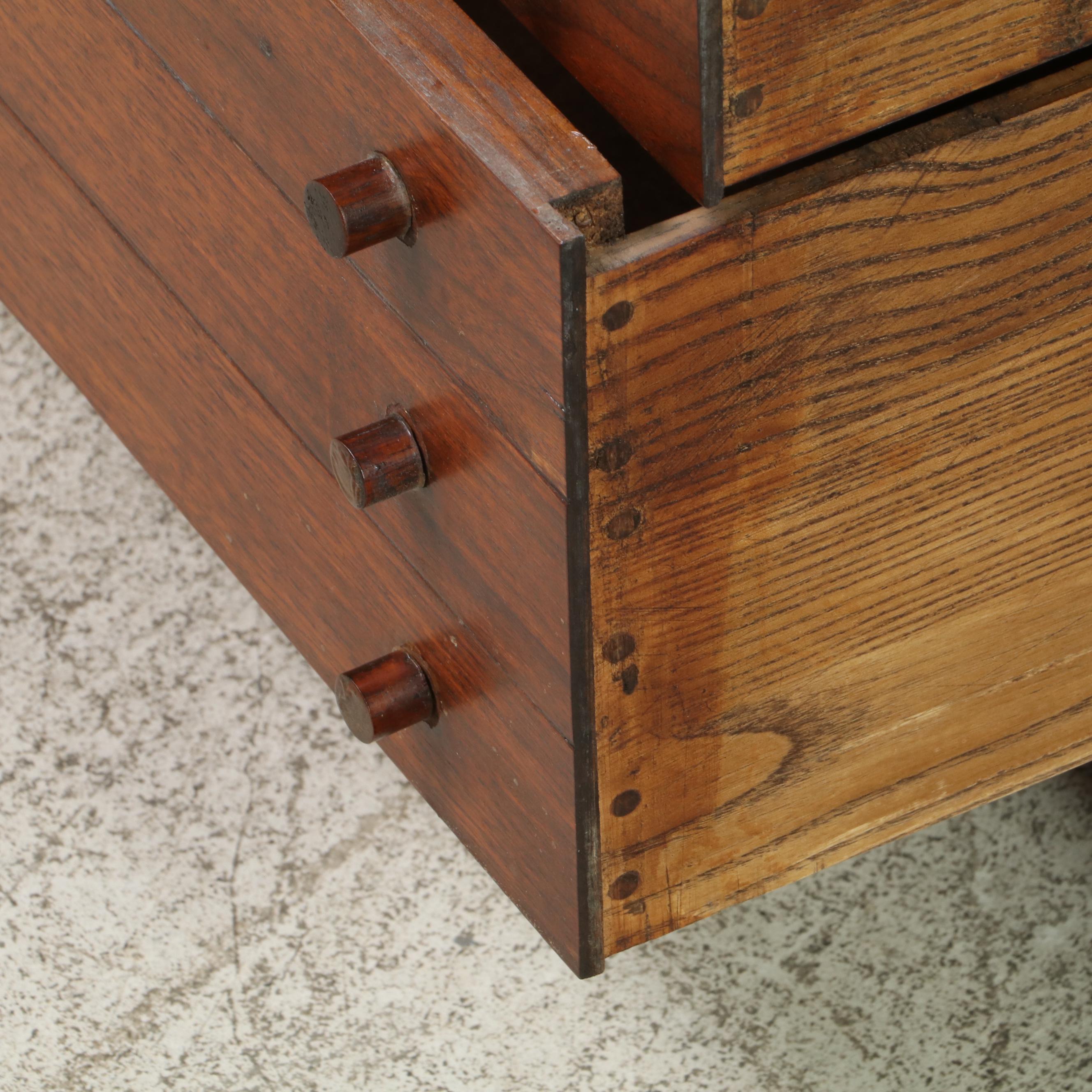 Three-Part Mid Century Modern Walnut Ten-Drawer Chest | EBTH