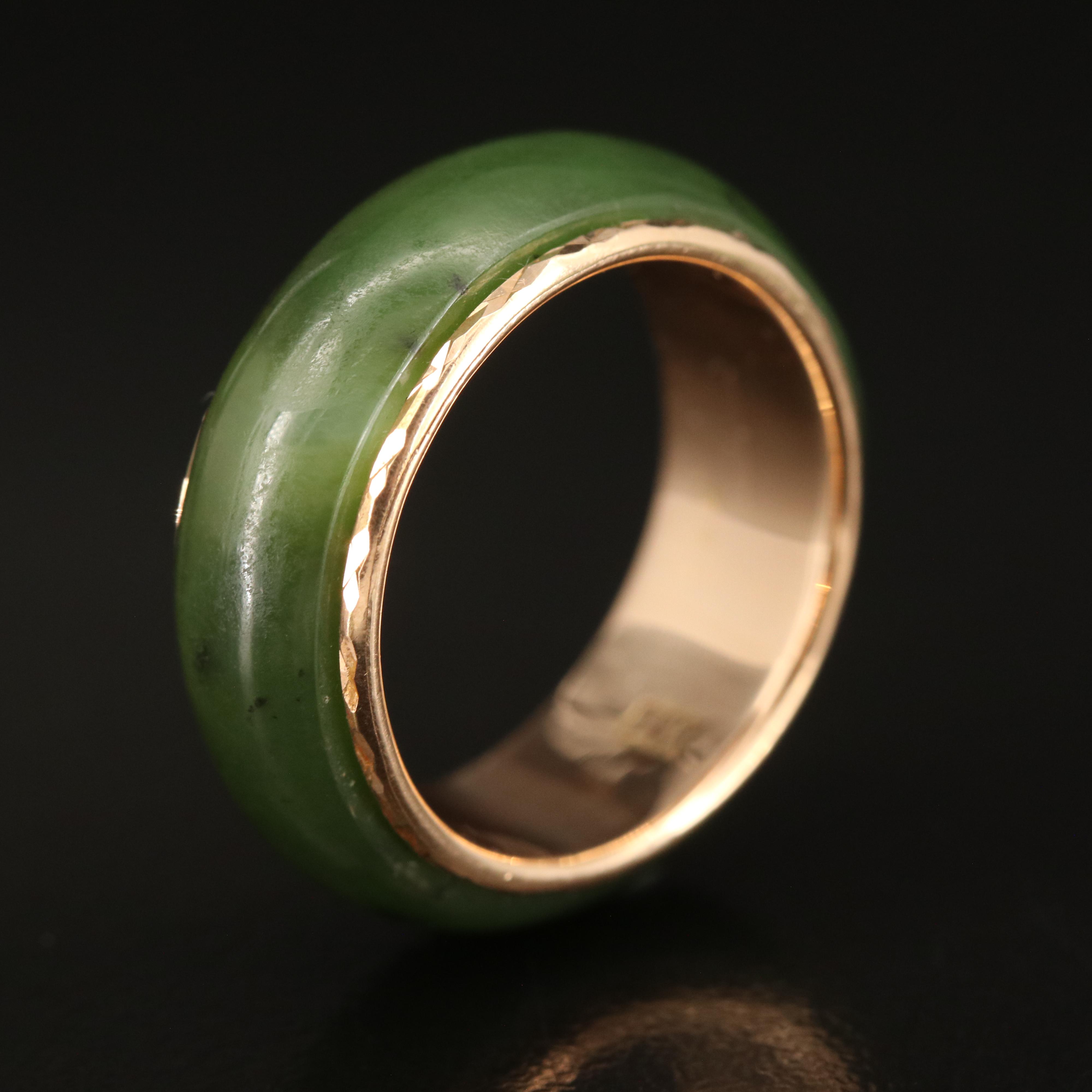 10K Nephrite Hololith Band | EBTH