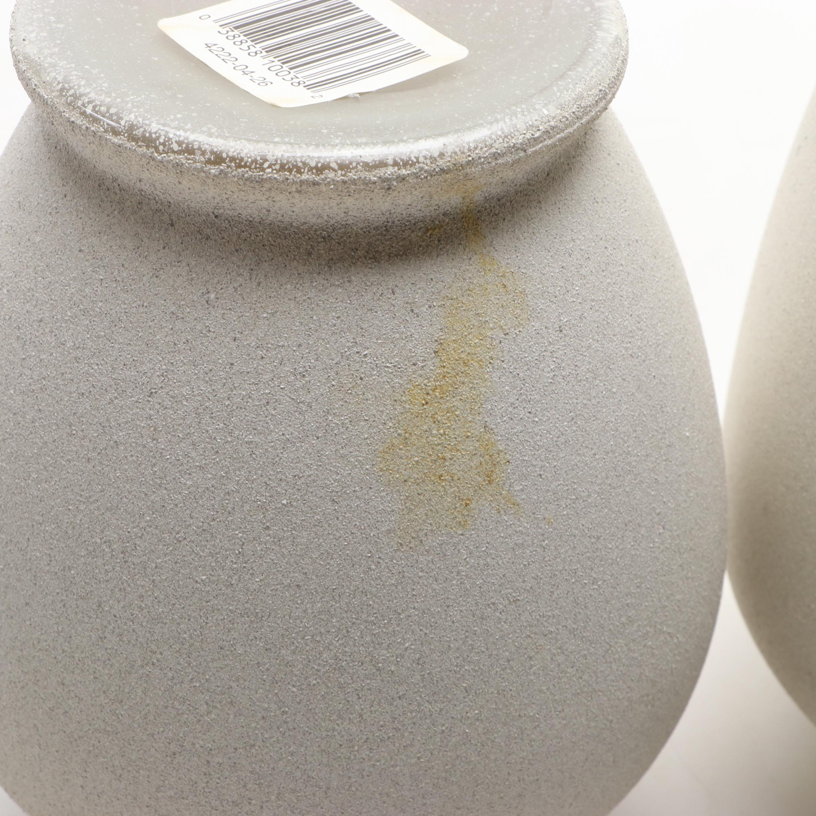 Al Pisano Hand Painted Cast Signs and Other Painted Glass Vases | EBTH