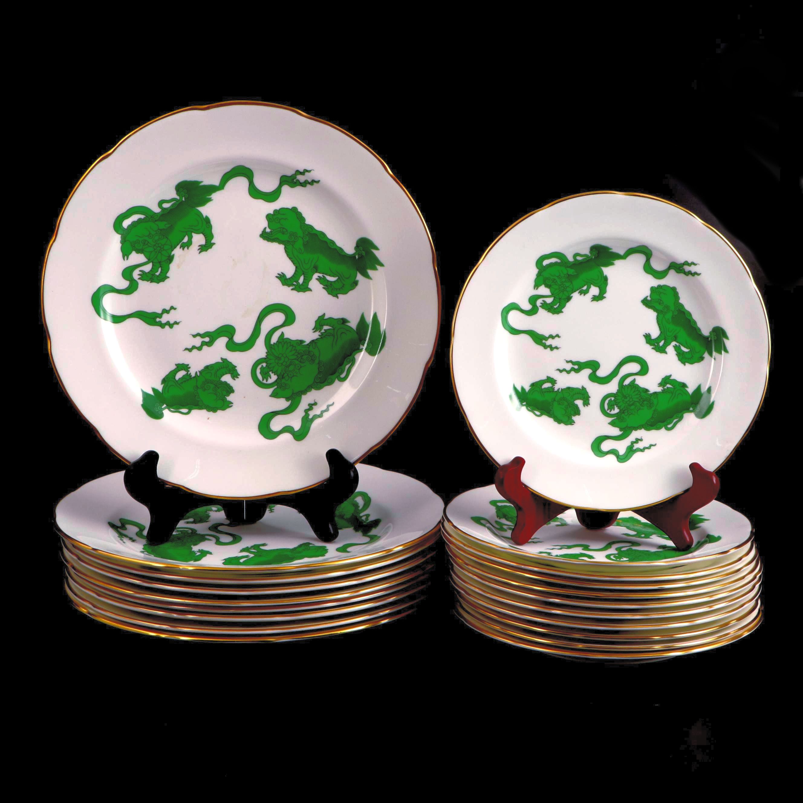 Wedgwood "Green Chinese Tigers" Bone China Dinner and Salad Plates | EBTH