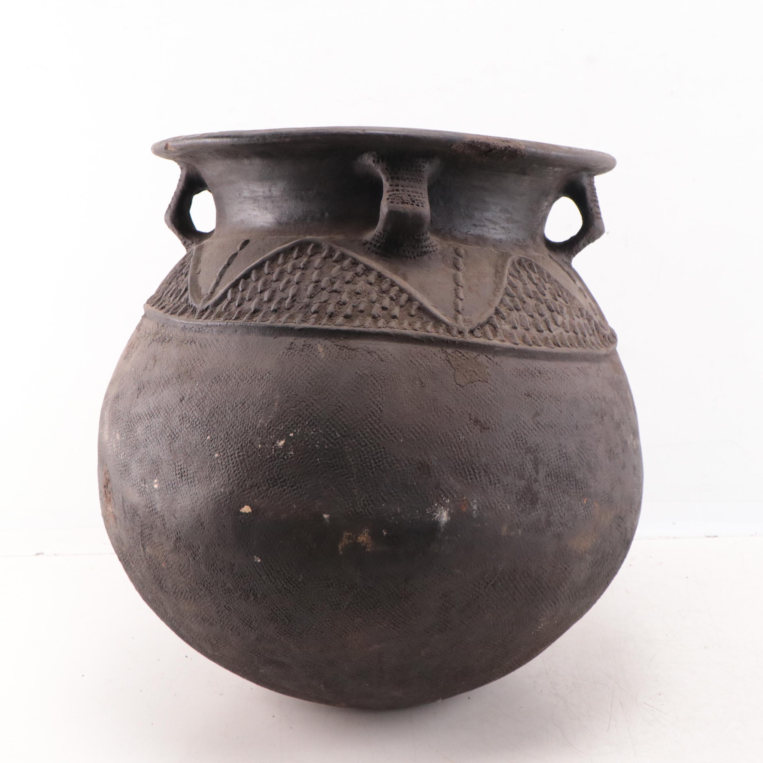Cameroon Grassfields Terracotta Pot and More | EBTH
