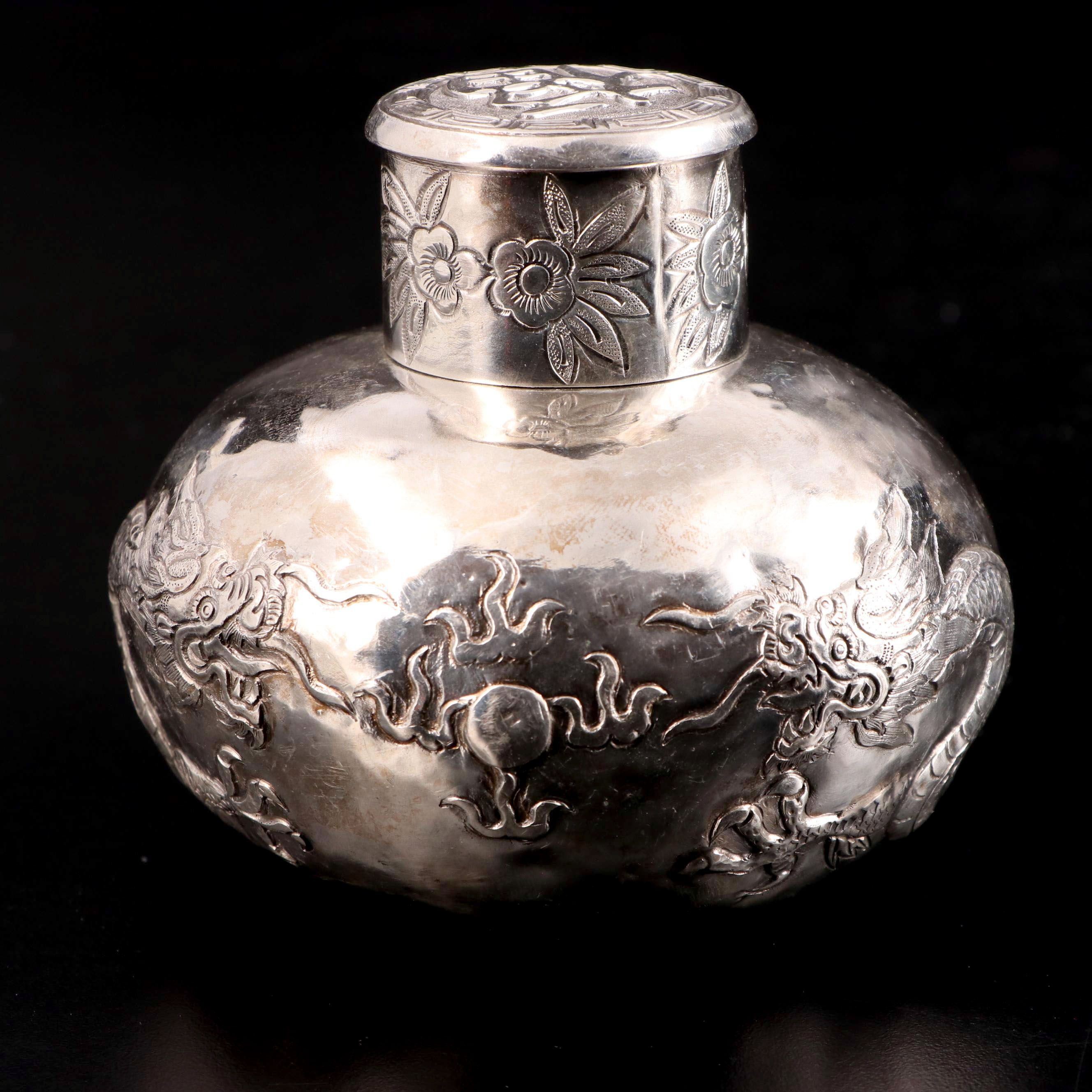 Wing Fat Chinese Export 950 Silver Repoussé Dragon Motif Tea Caddy ...