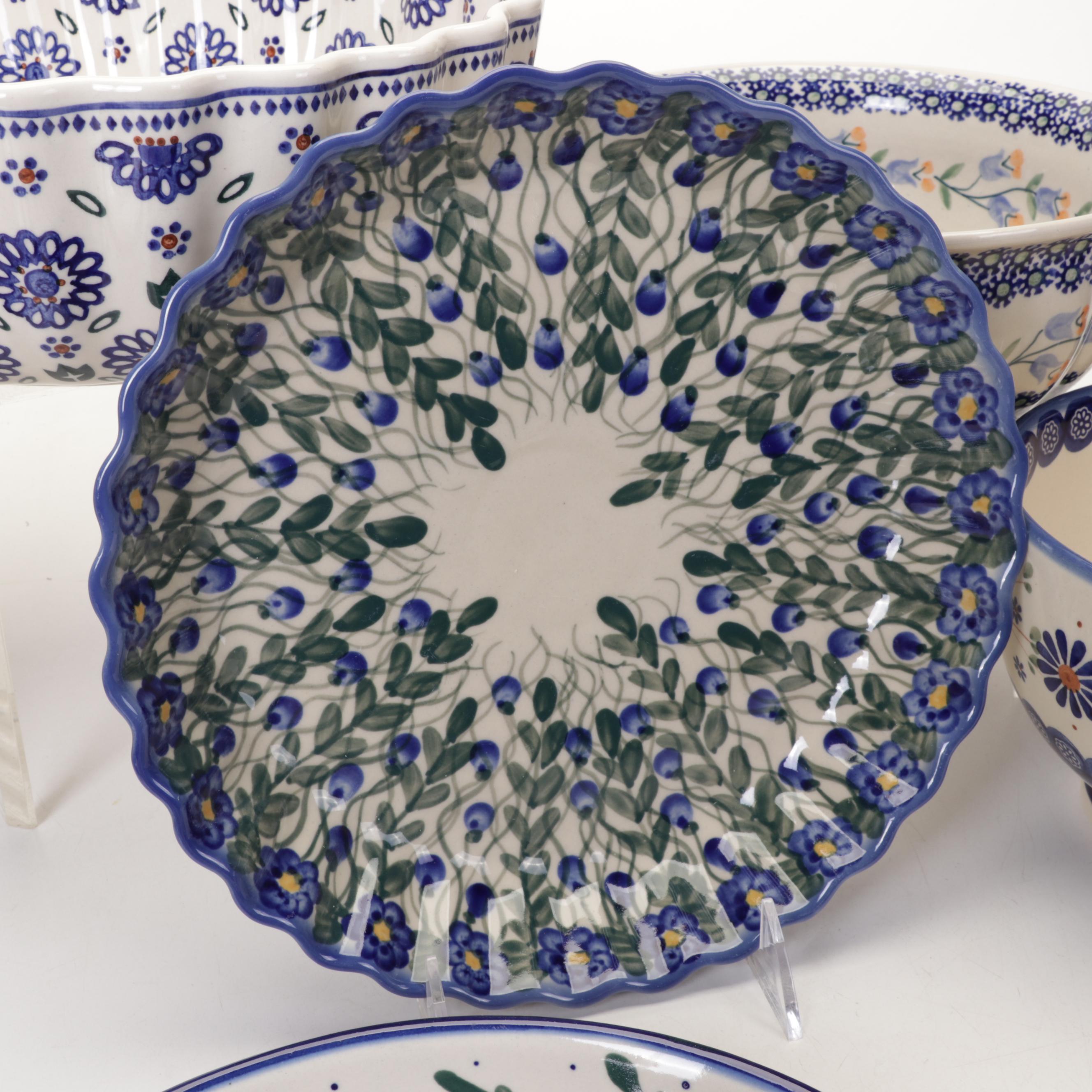 Boleslawiec Hand-Decorated Polish Pottery Dinnerware | EBTH