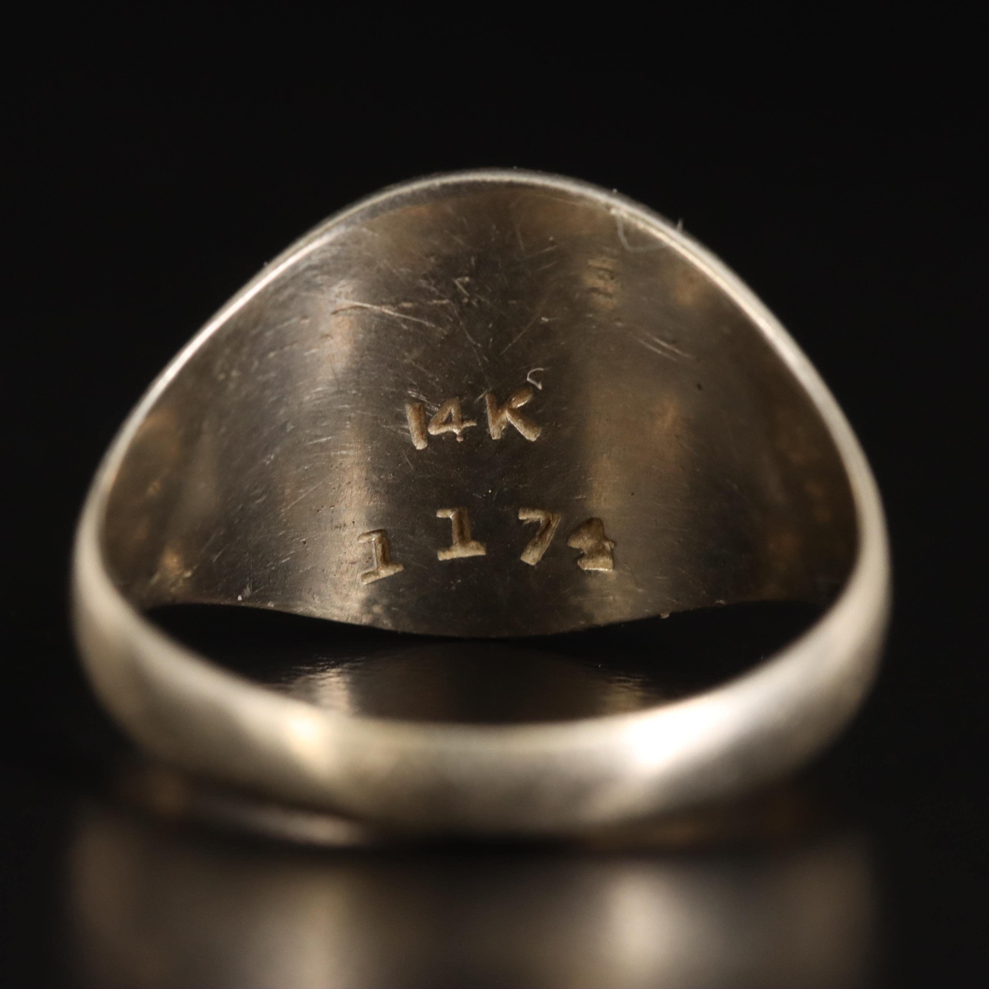 Vintage 14K Eastern Star Signet Ring | EBTH