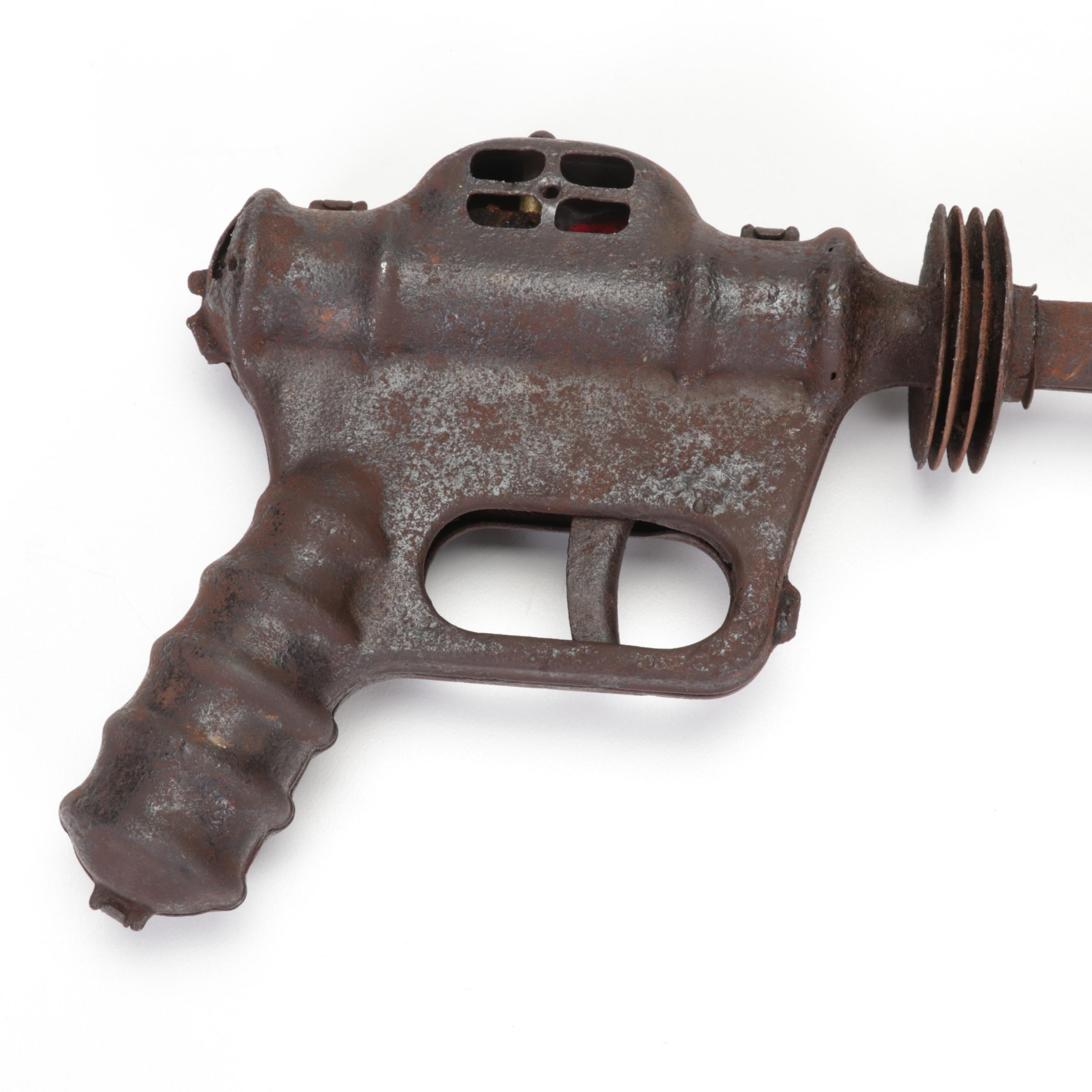 Replica "Disintegrator Pistol" From "Buck Rogers in the 25th Century ...