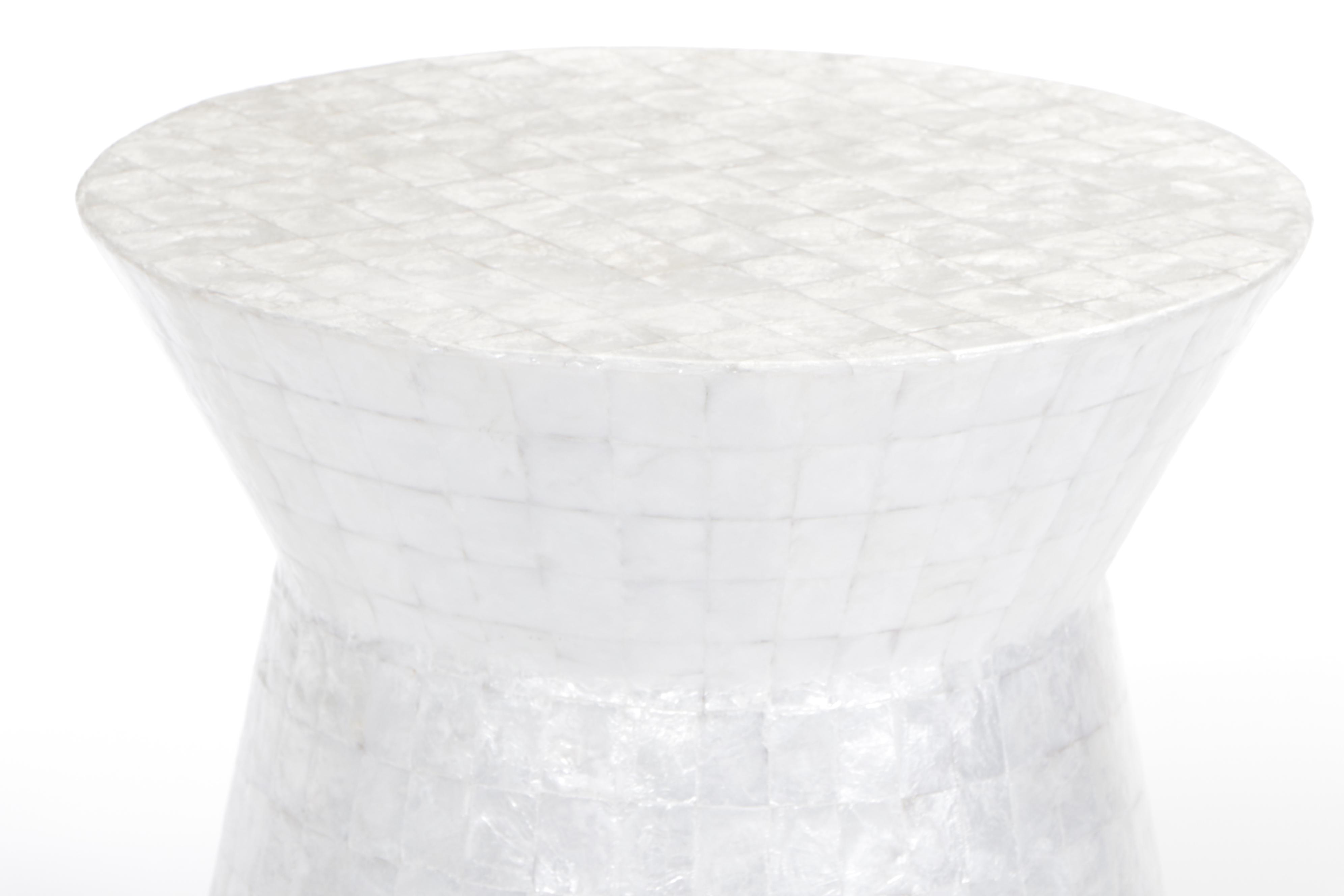 Modernist Style Capiz Shell Pedestal Side Table | EBTH