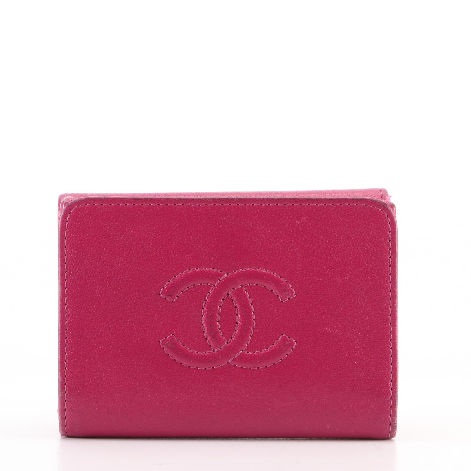 Chanel Compact Trifold Wallet in Fuchsia Goatskin Leather | EBTH