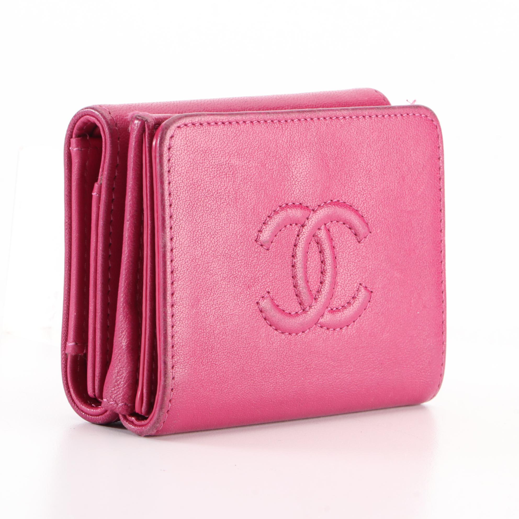 Chanel Compact Trifold Wallet in Fuchsia Goatskin Leather | EBTH