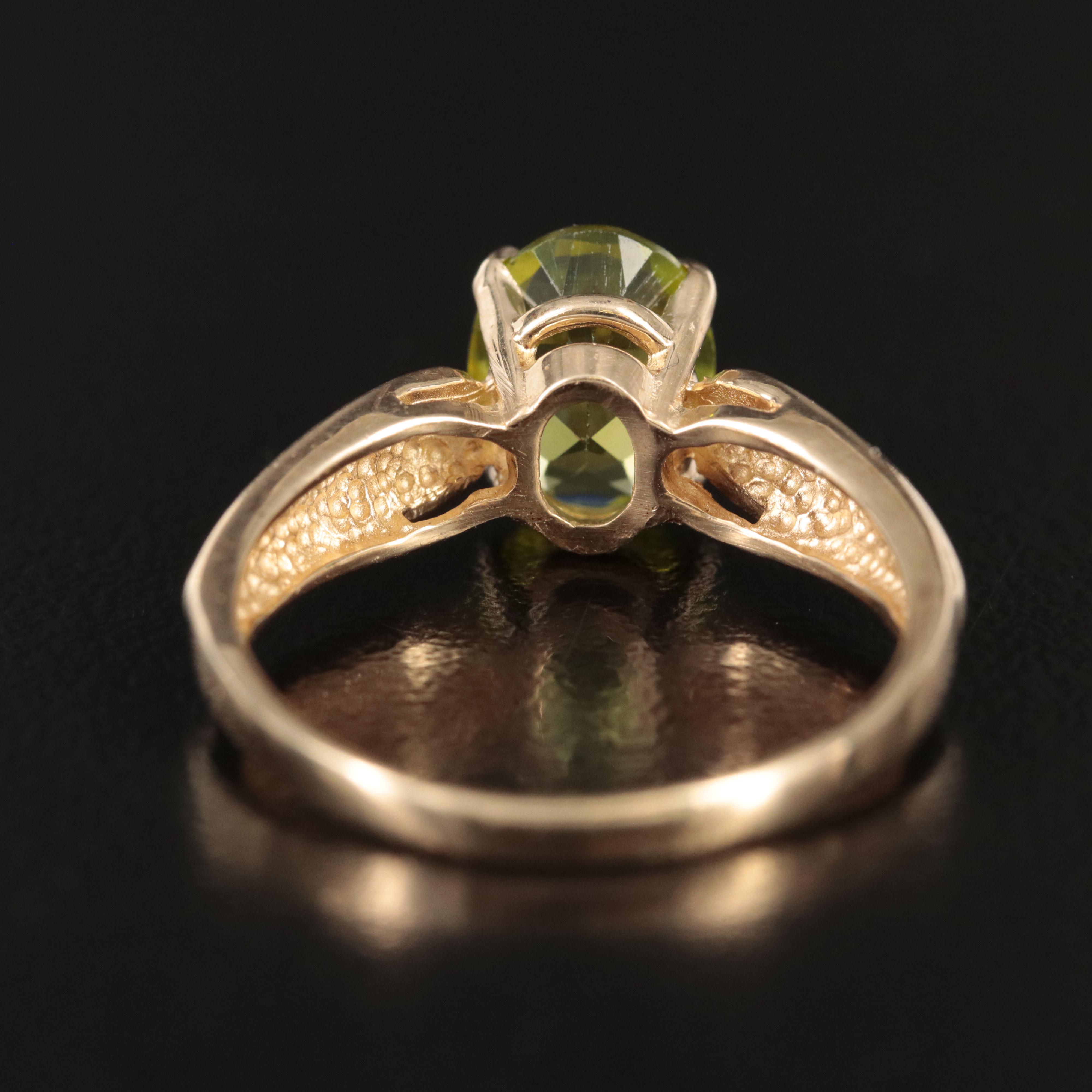10K Peridot Ring | EBTH
