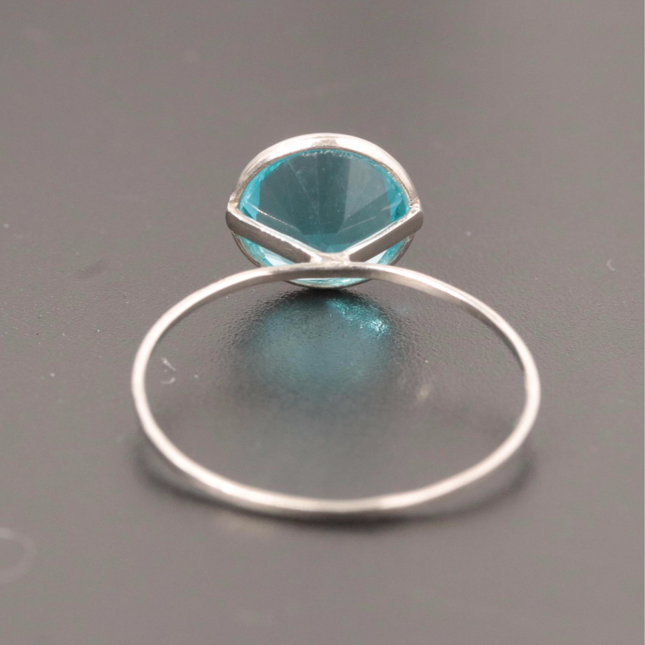 10K Blue Topaz Ring | EBTH