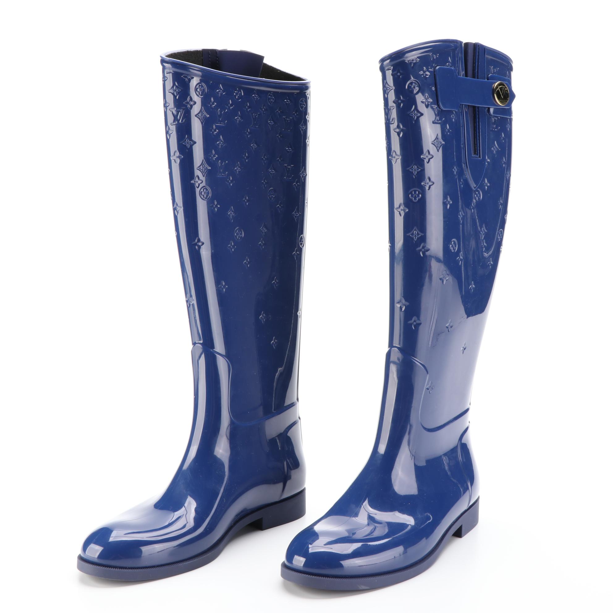 Louis Vuitton Rain Boots in Monogram-Embossed Blue Rubber | EBTH