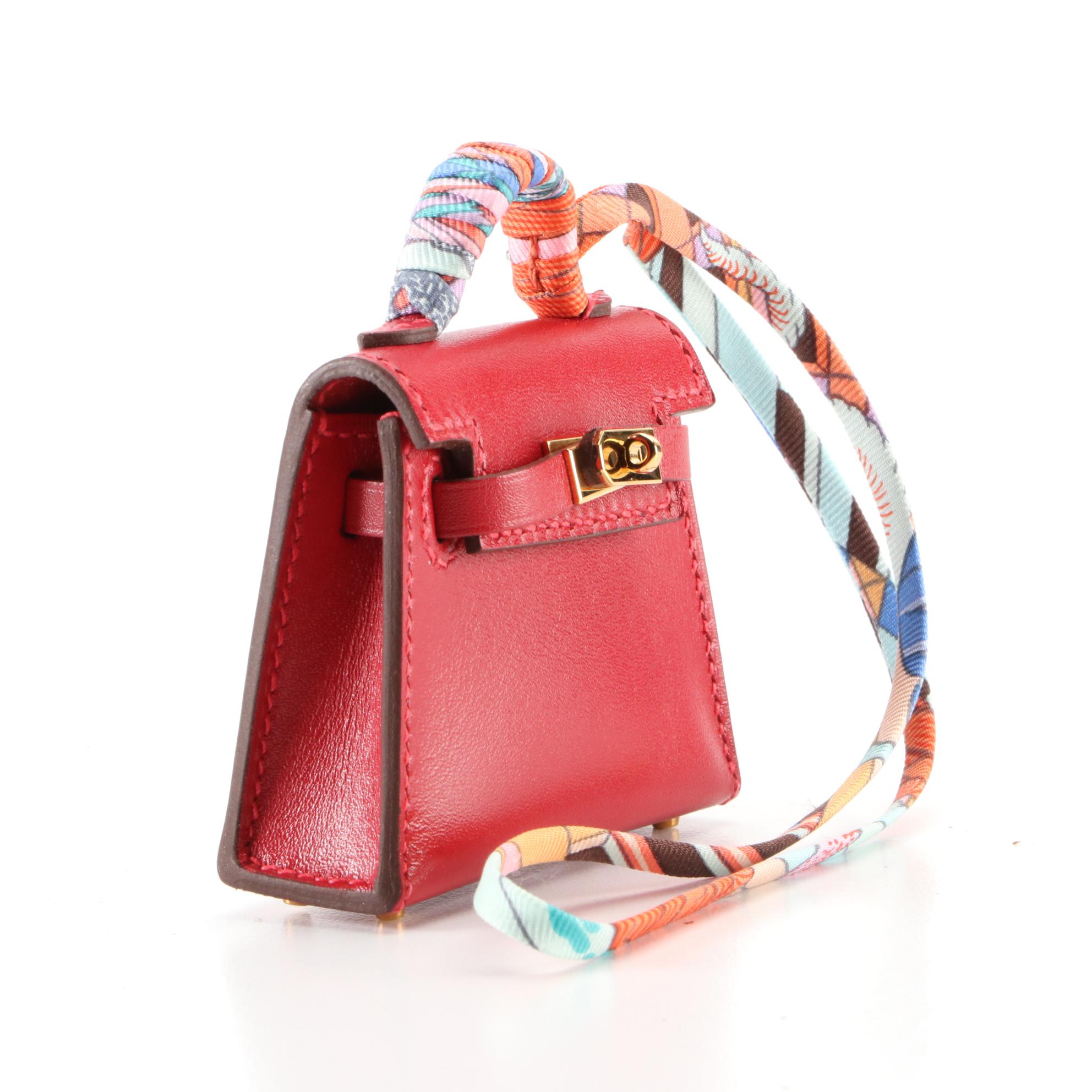 Hermès Kelly Twilly Bag Charm in Tadelakt Leather with Box | EBTH