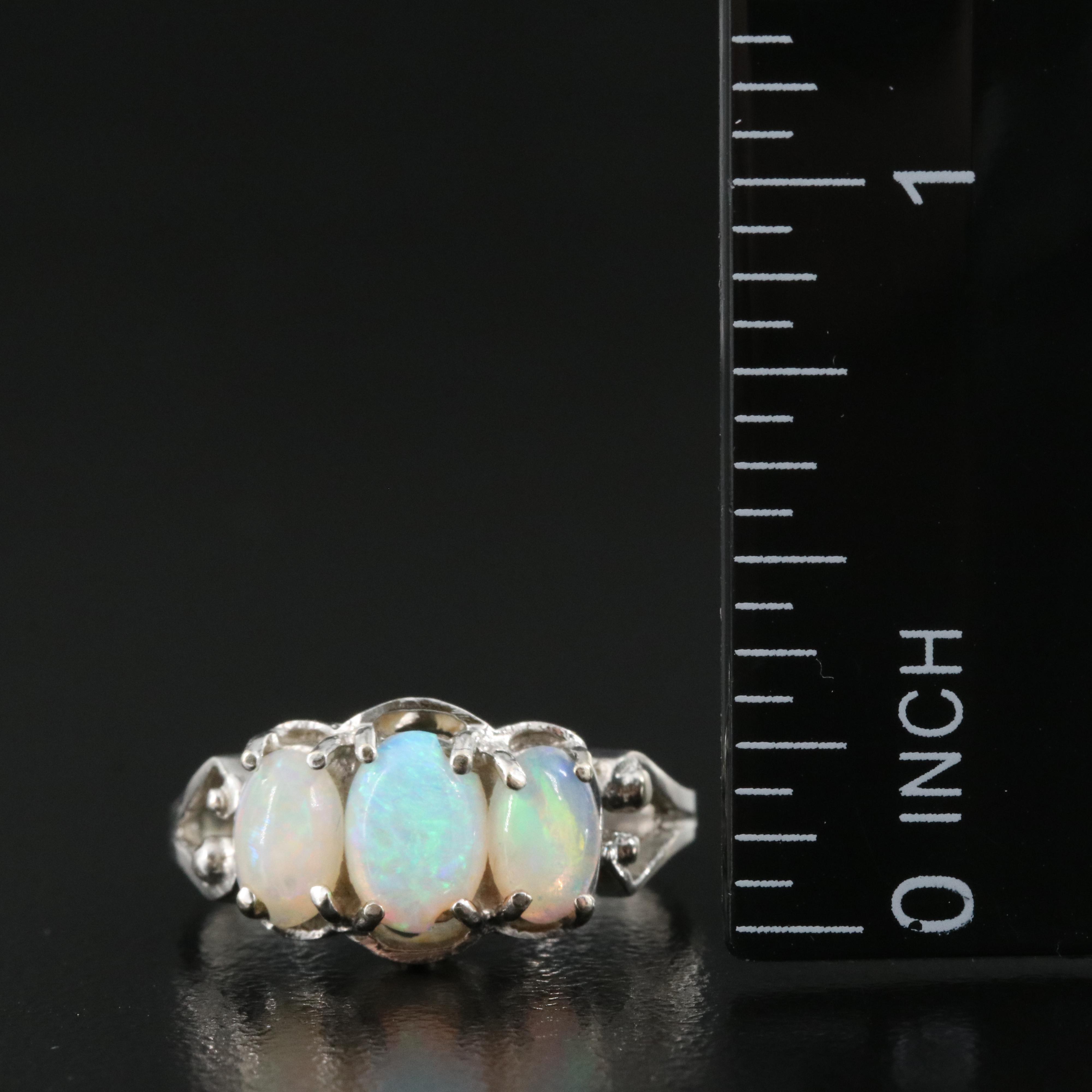 14K Opal Three Stone Ring | EBTH