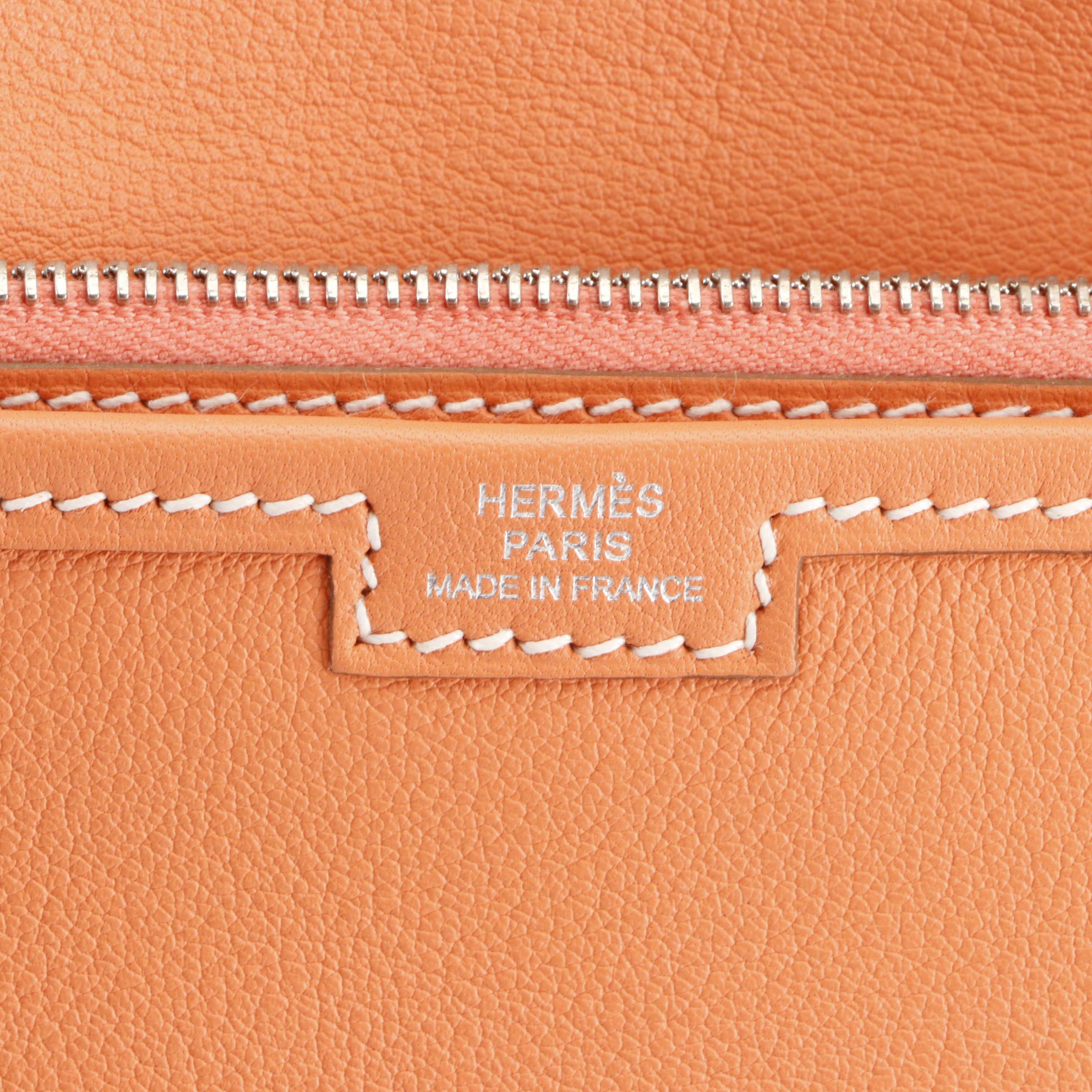 Hermès Jige Duo Wallet Clutch in Swift Leather | EBTH