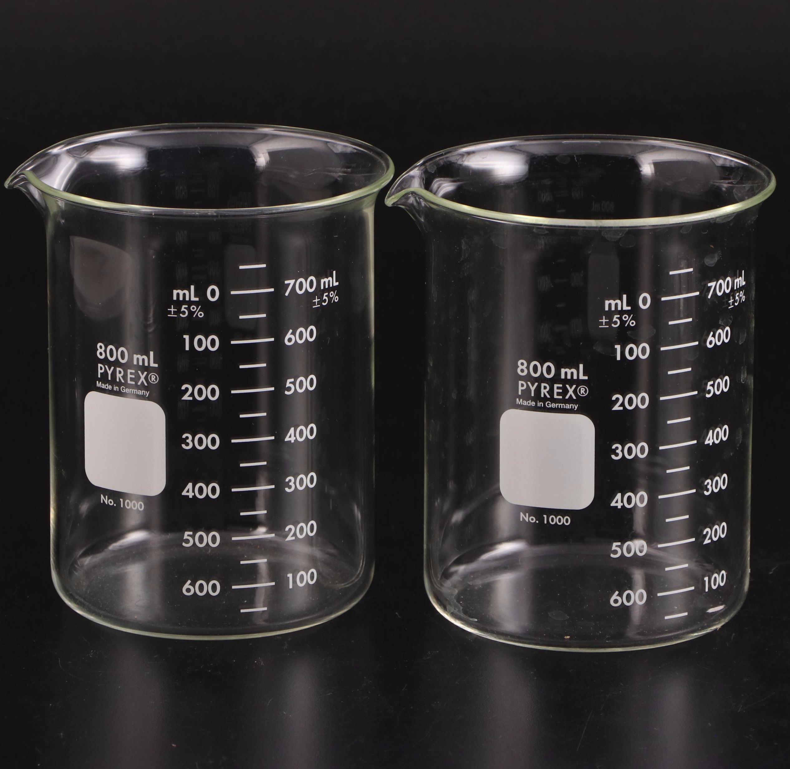 Pyrex Laboratory Glass No. 1000 and No. 1003 Beakers with Funnels | EBTH