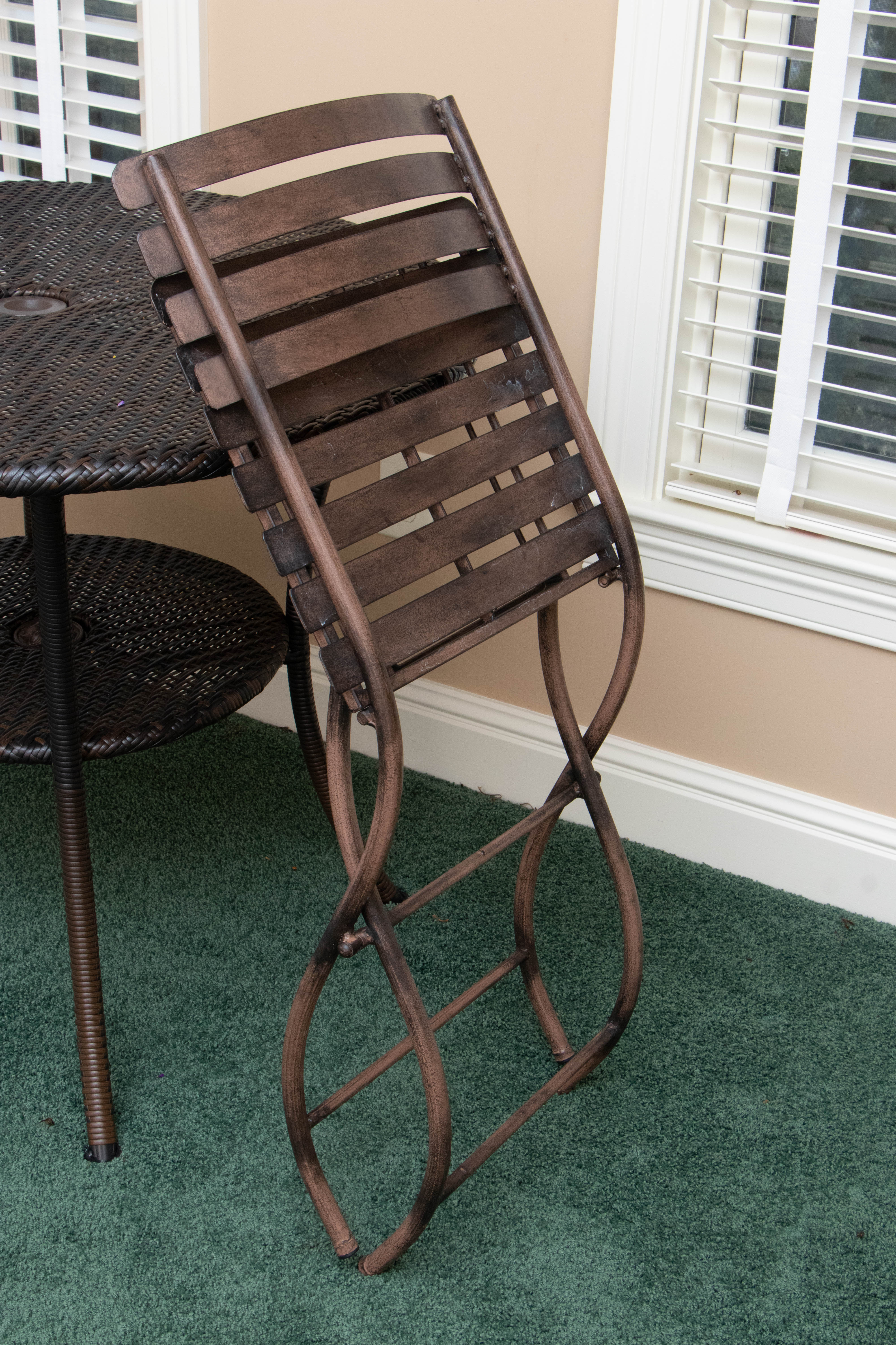 Resin Wicker Patio Table With Hand-Painted Folding Slat Chairs | EBTH
