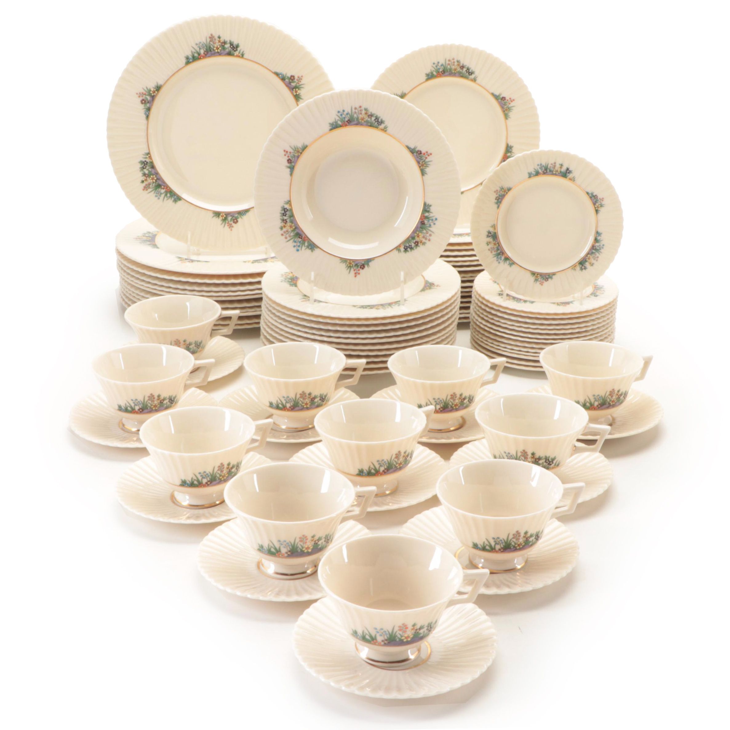 Lenox "Rutledge" Bone China Dinnerware, 1939-2020 | EBTH