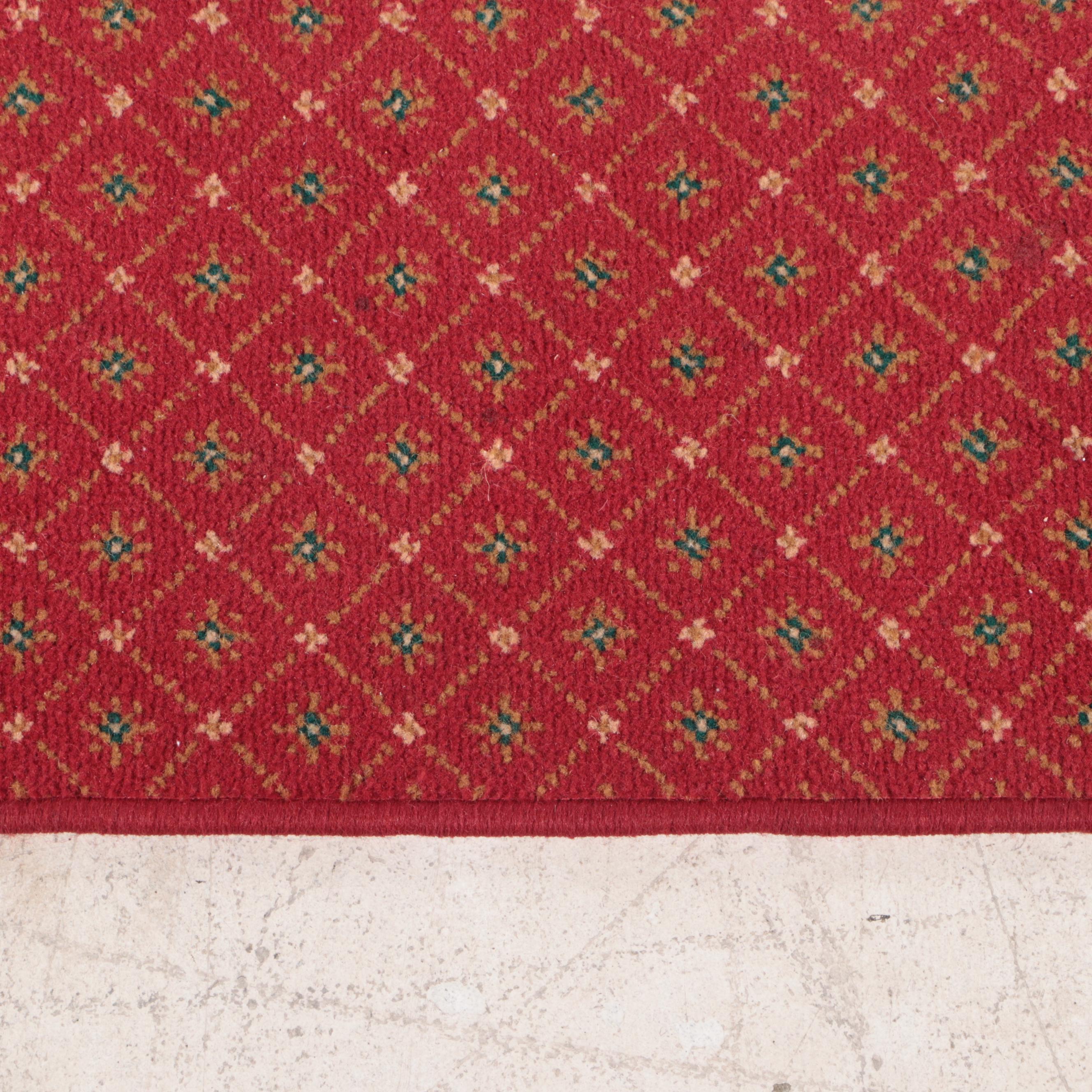 Machine Made Custom Shaped Area Rug | EBTH