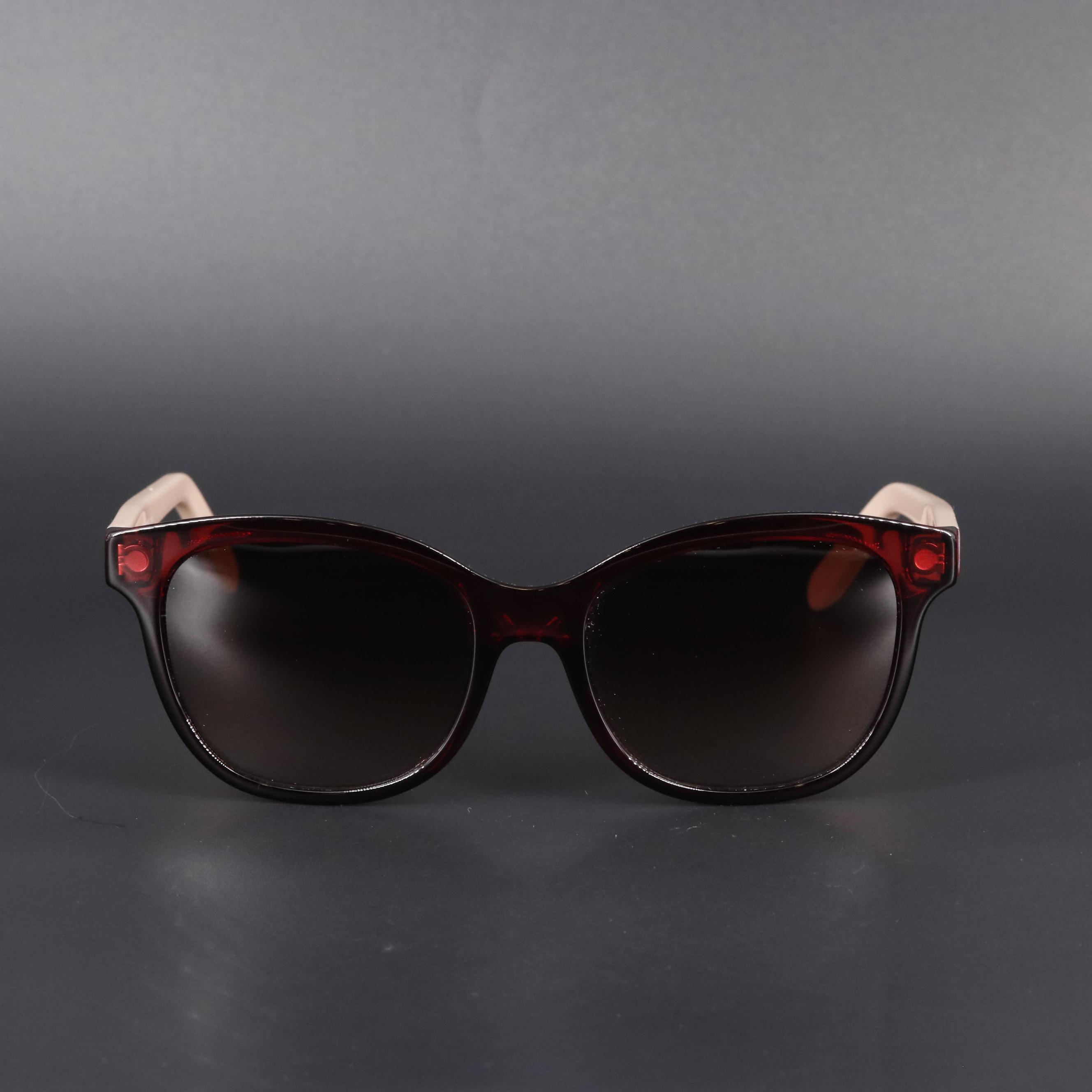 Salvatore Ferragamo SF834S Sunglasses with Case | EBTH