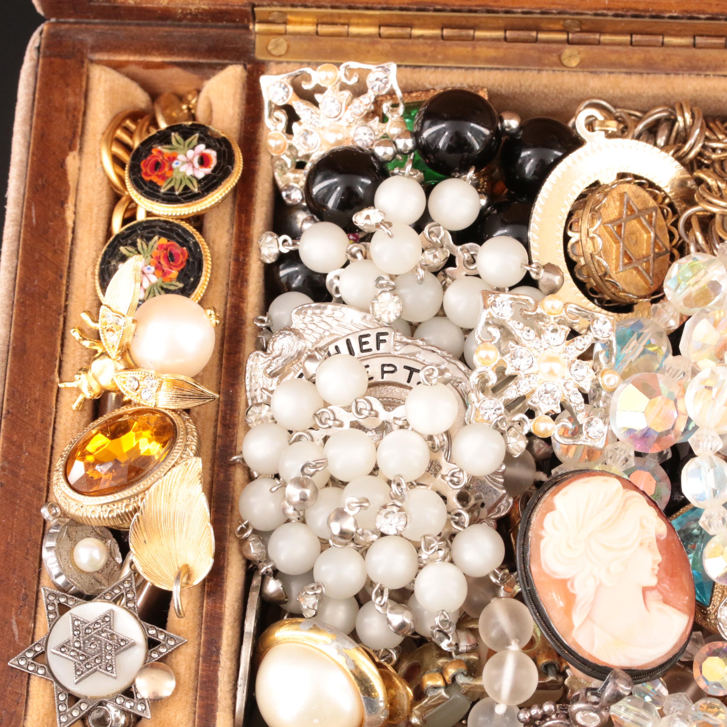 Uncommon Discoveries: Jewelry Collection | EBTH