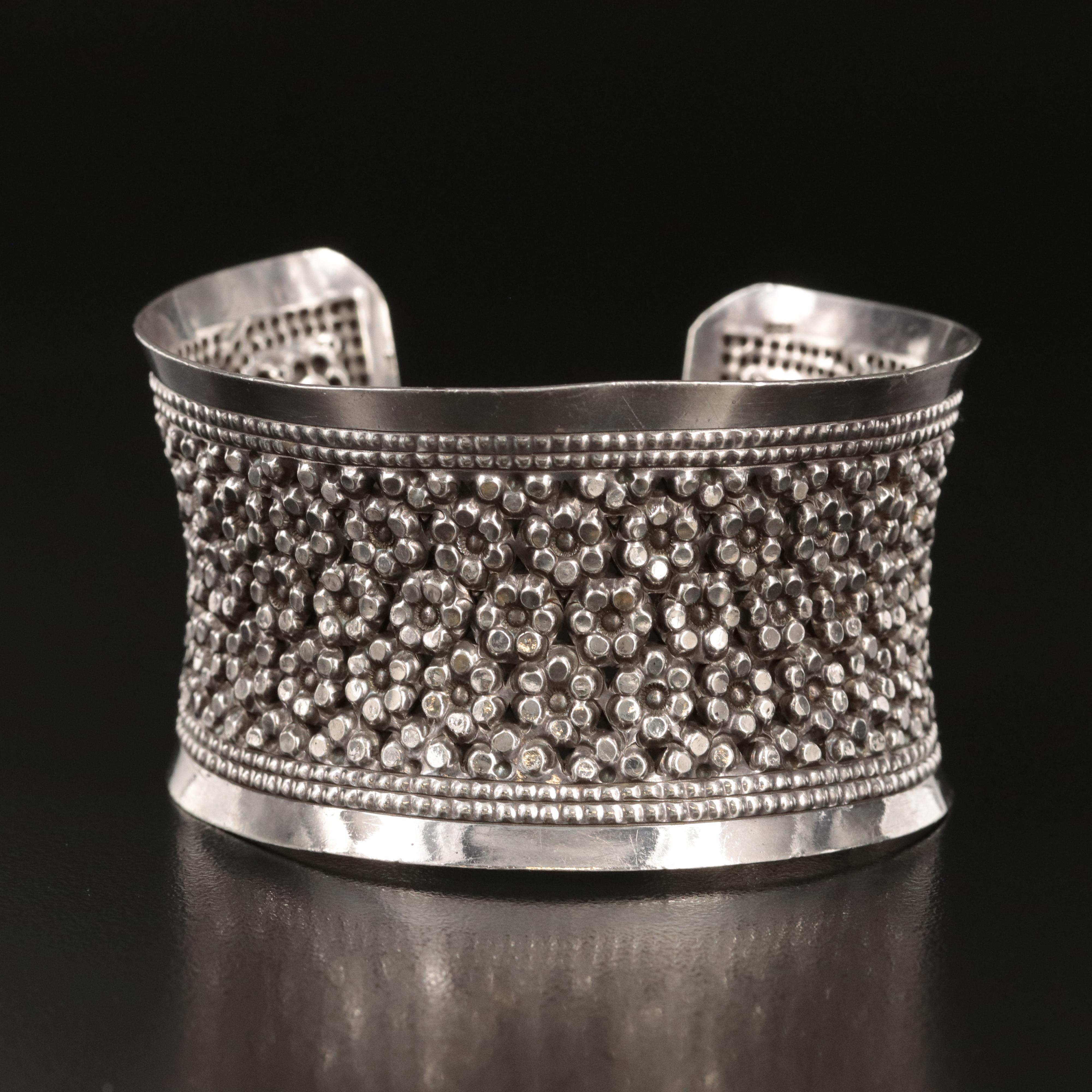 Signed J. Wright Navajo Diné Sterling Cuff | EBTH
