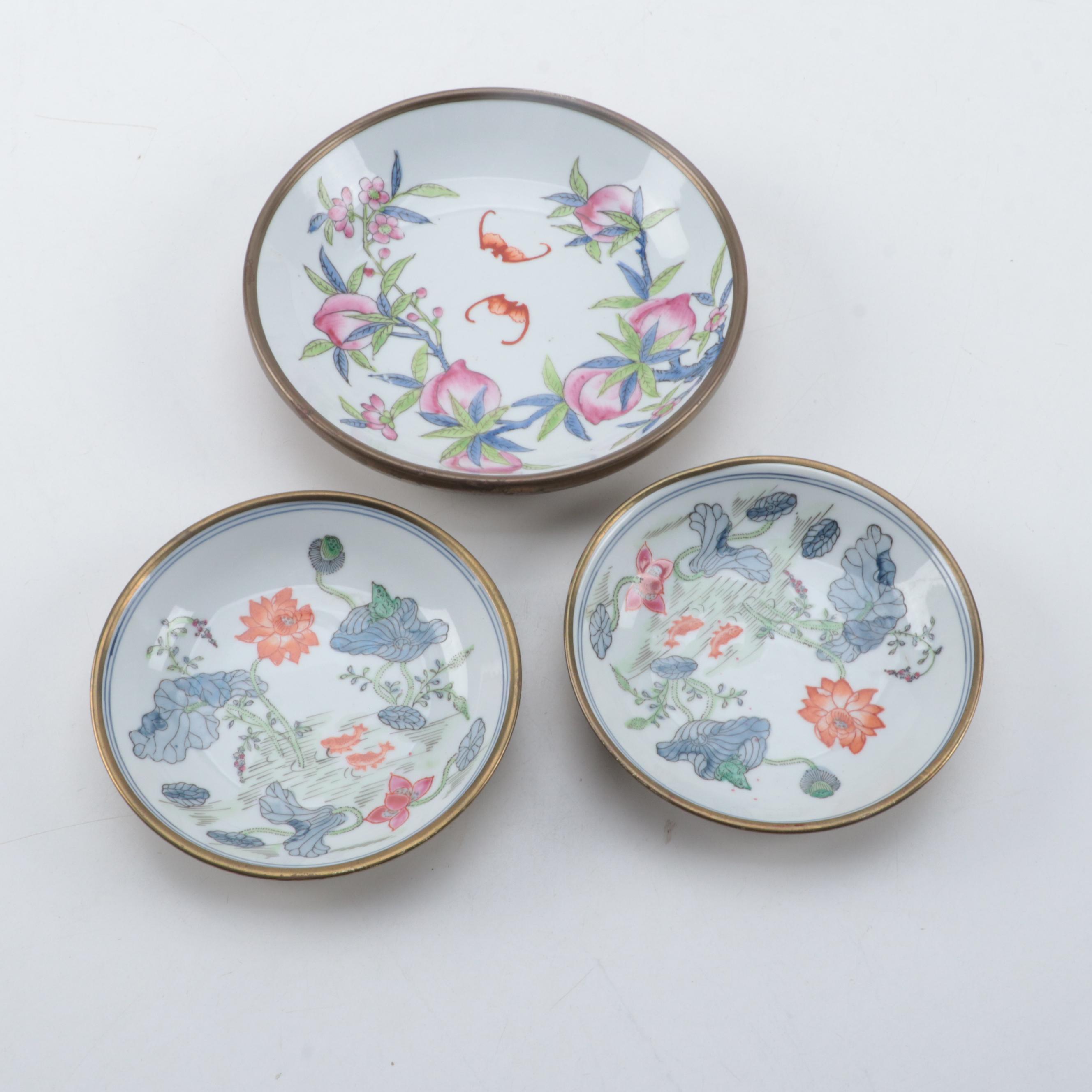 Japanese Arita Vase with Other Bowls and Tableware | EBTH