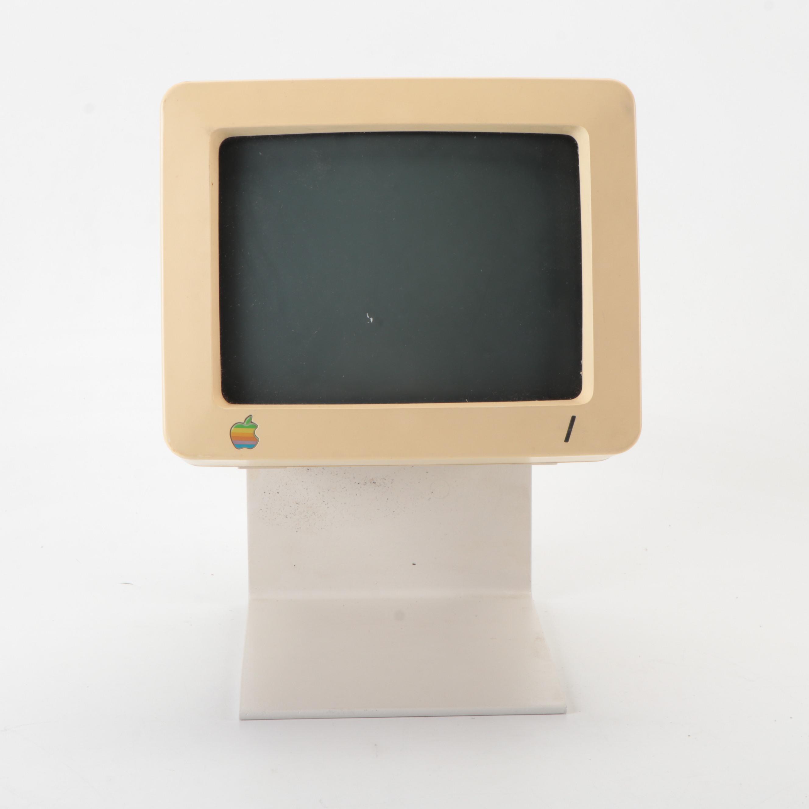 Apple G090S Computer Monitor, Circa 1984 | EBTH