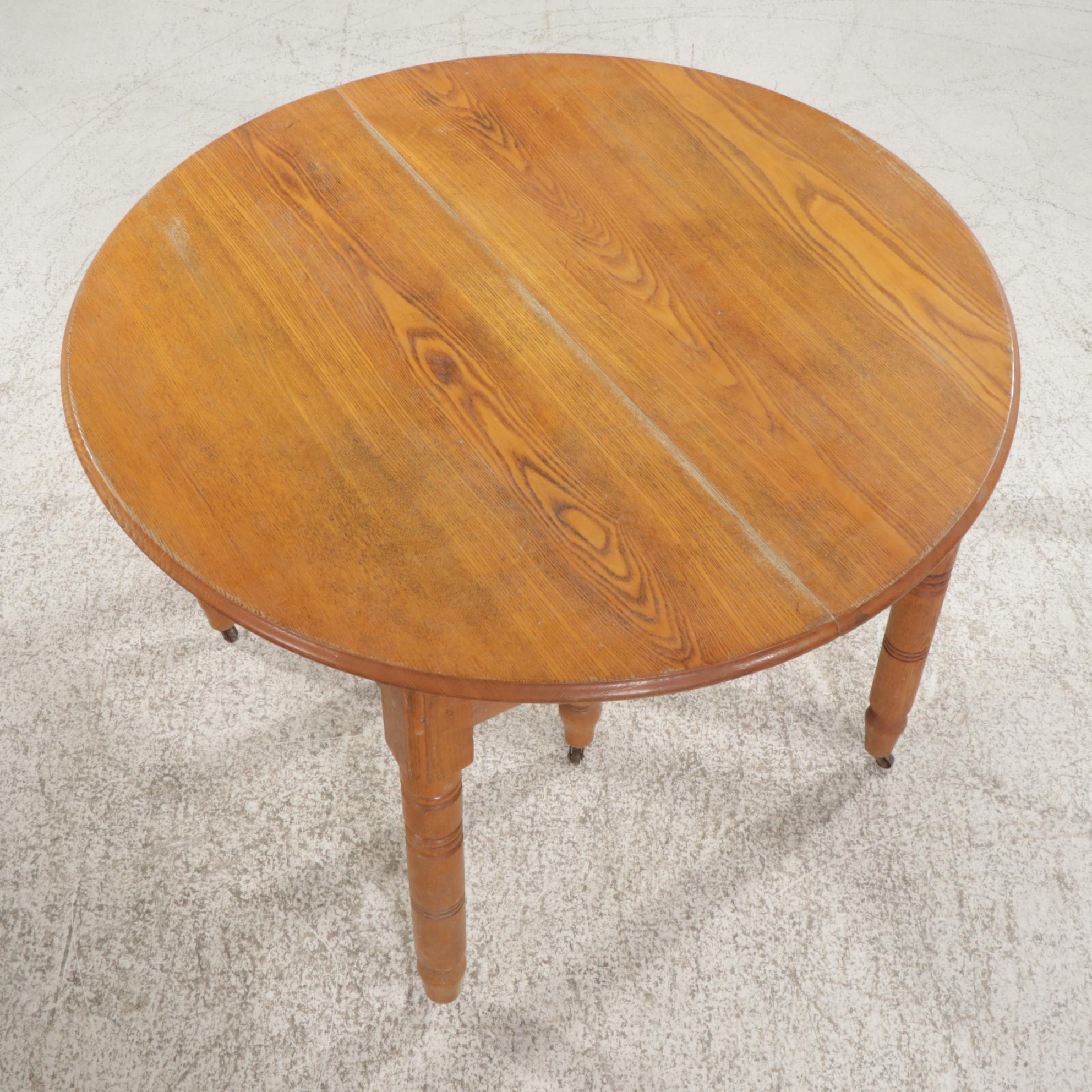American Primitive Style Oak Dining Table with Four Windsor Chairs, Mid ...