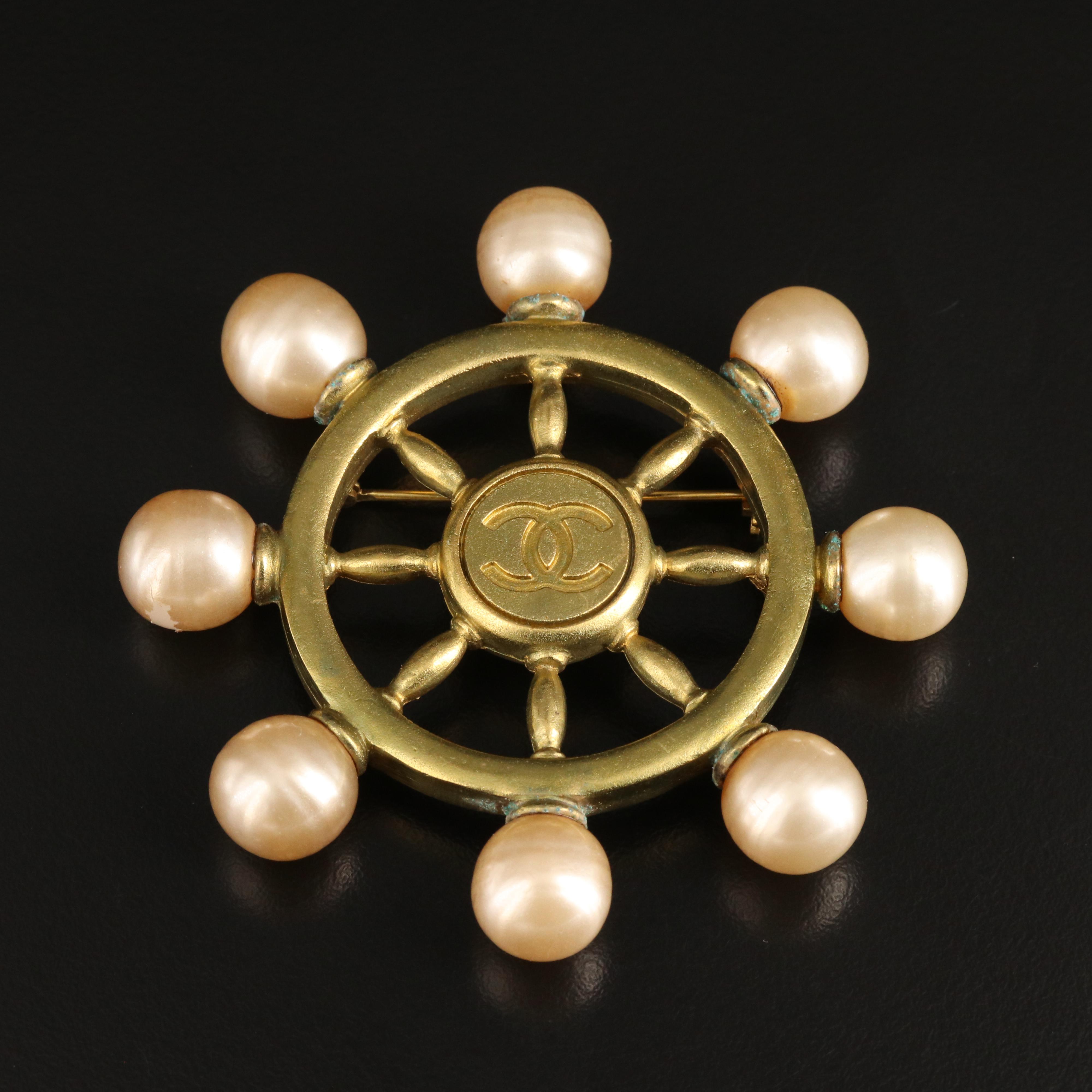 Chanel CC Ship Wheel Brooch with Faux Pearls | EBTH