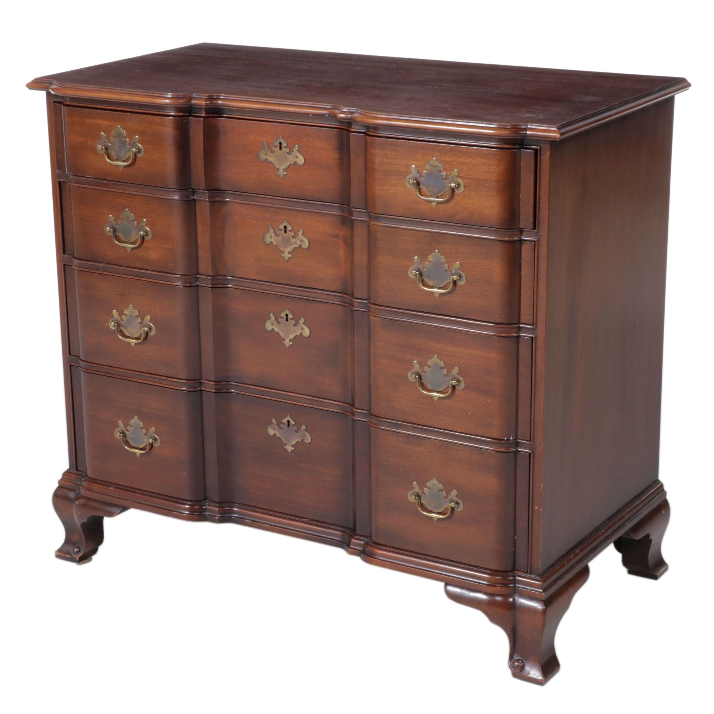 Kindel Federal Style Mahogany Serpentine-Front Four-Drawer Chest | EBTH
