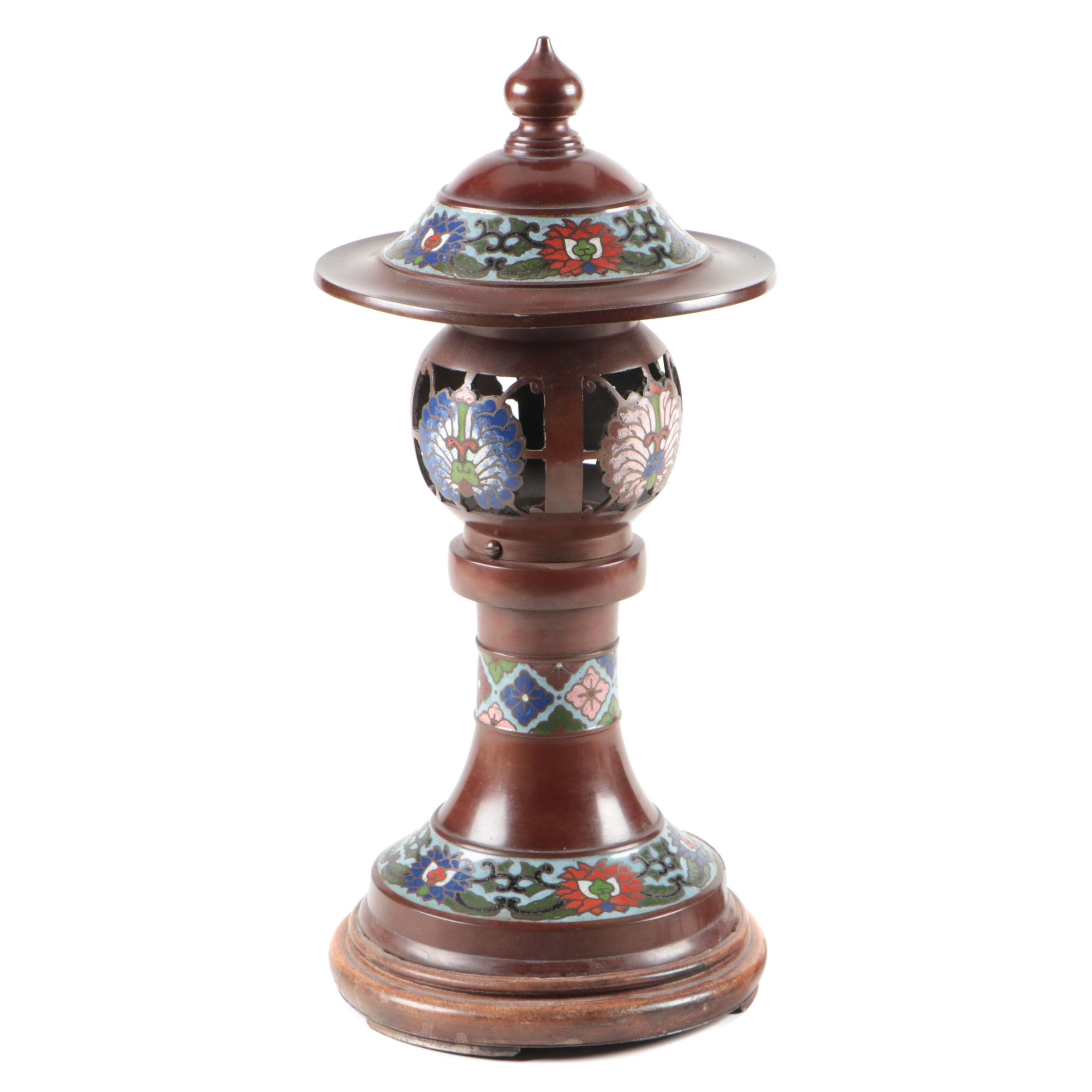 Japanese Champlevé Toro Lantern Table Lamp, Mid to Late 20th Century | EBTH