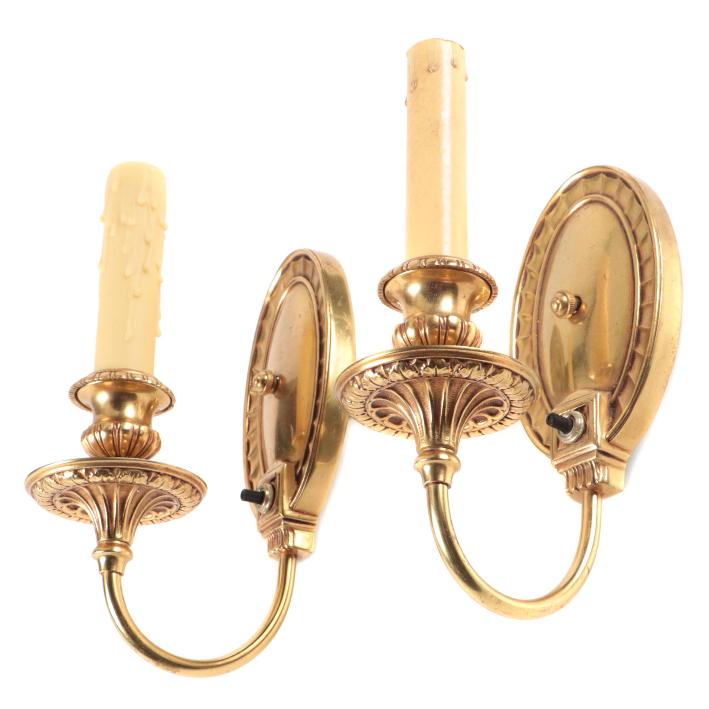 Federal Style Cast Brass One-Arm Wall Sconces | EBTH