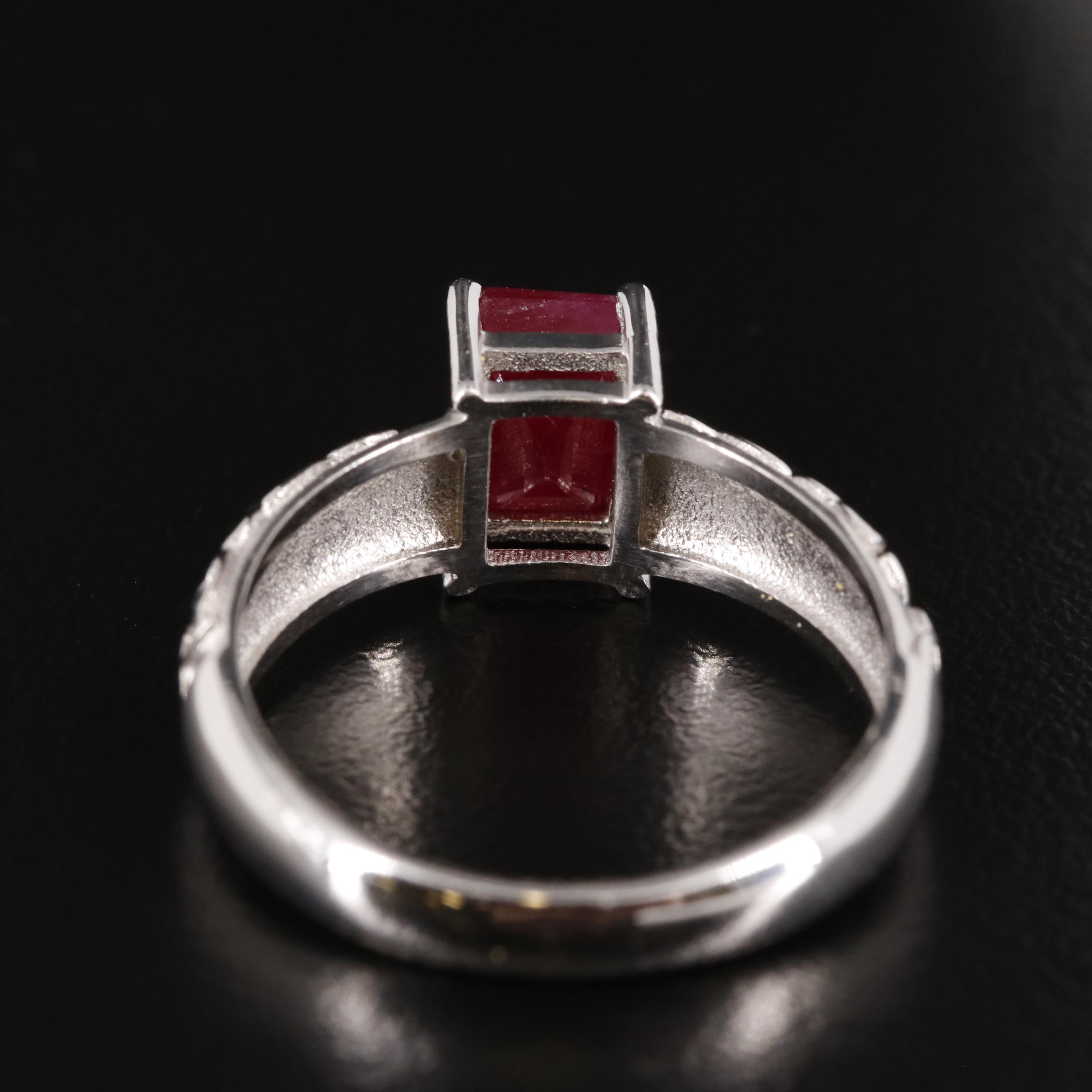 Sterling Corundum Ring | EBTH