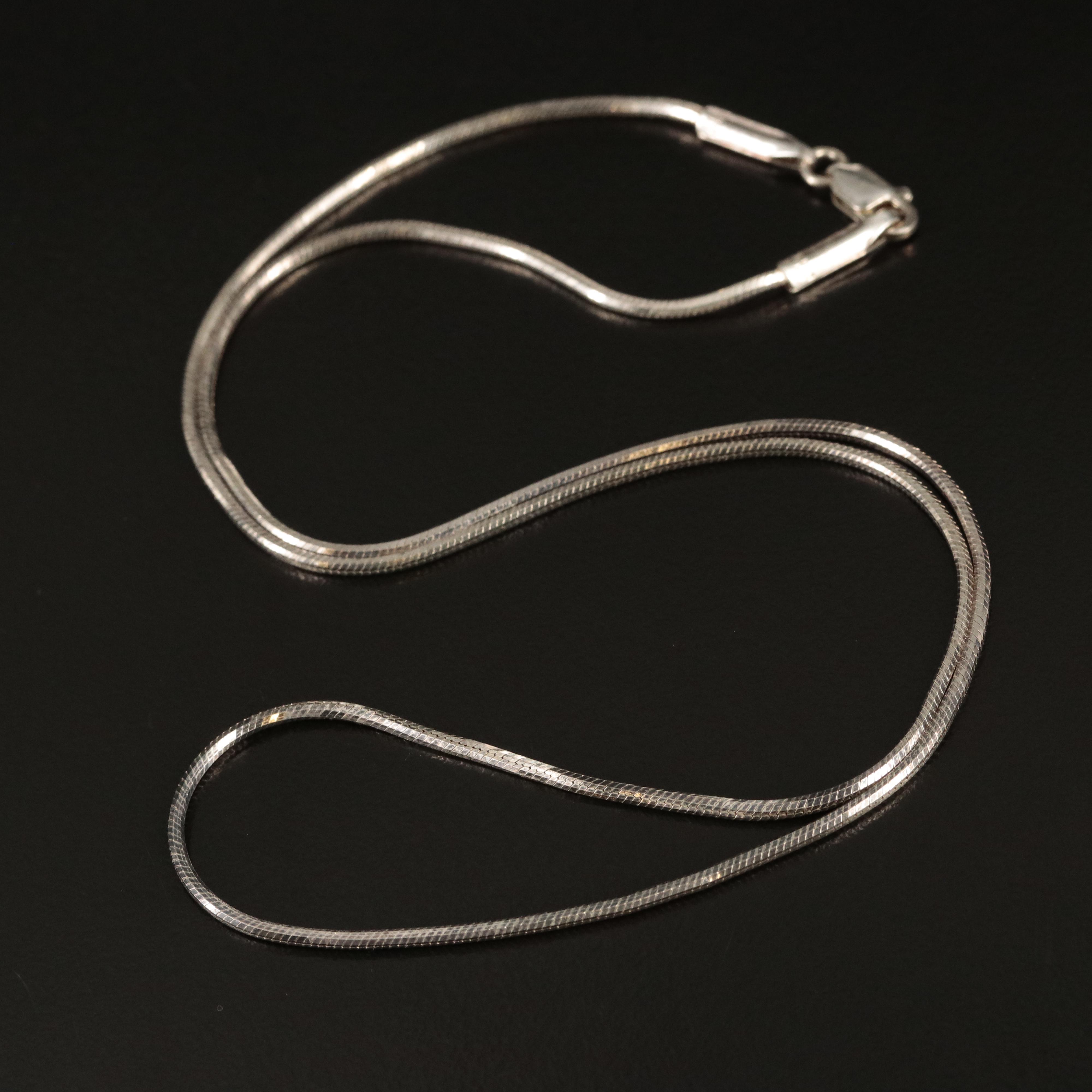 Italian Sterling Square Snake Chain Necklace | EBTH
