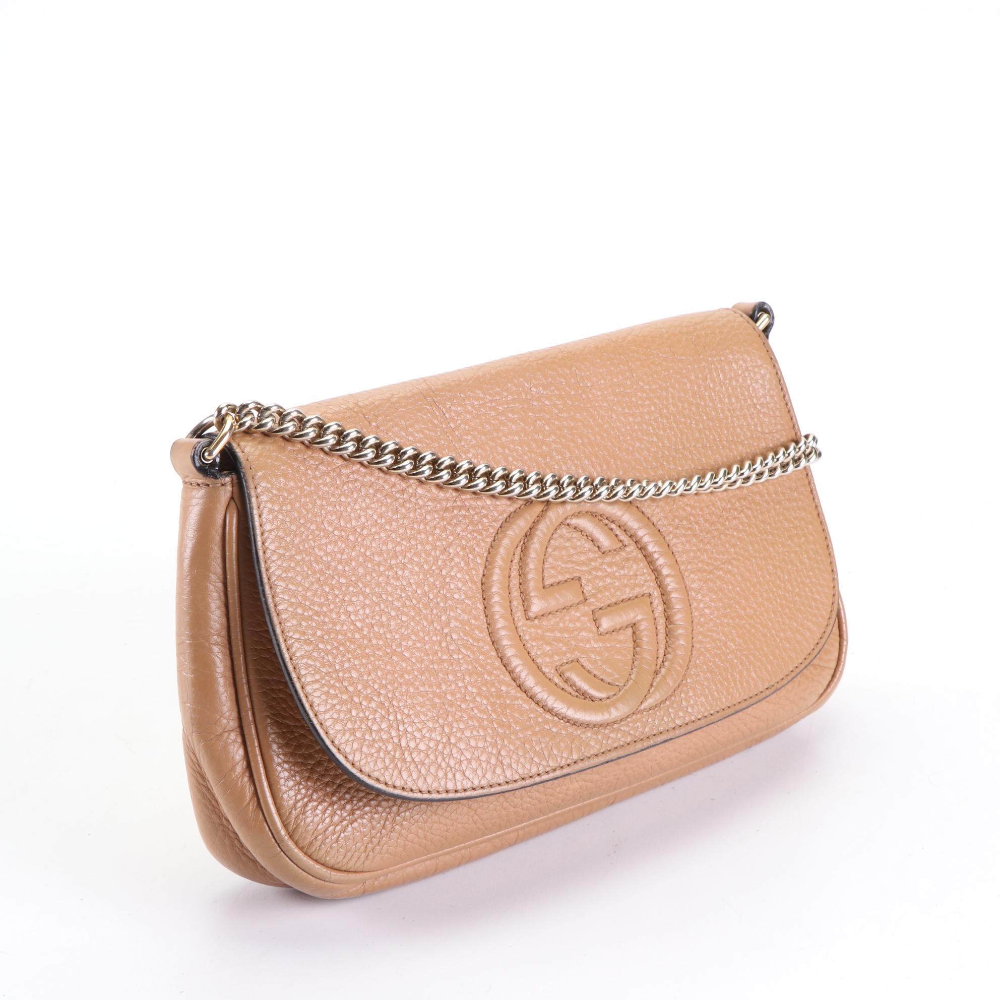 Gucci Medium Soho Flap Crossbody Bag in Grain Leather with Chain Strap ...
