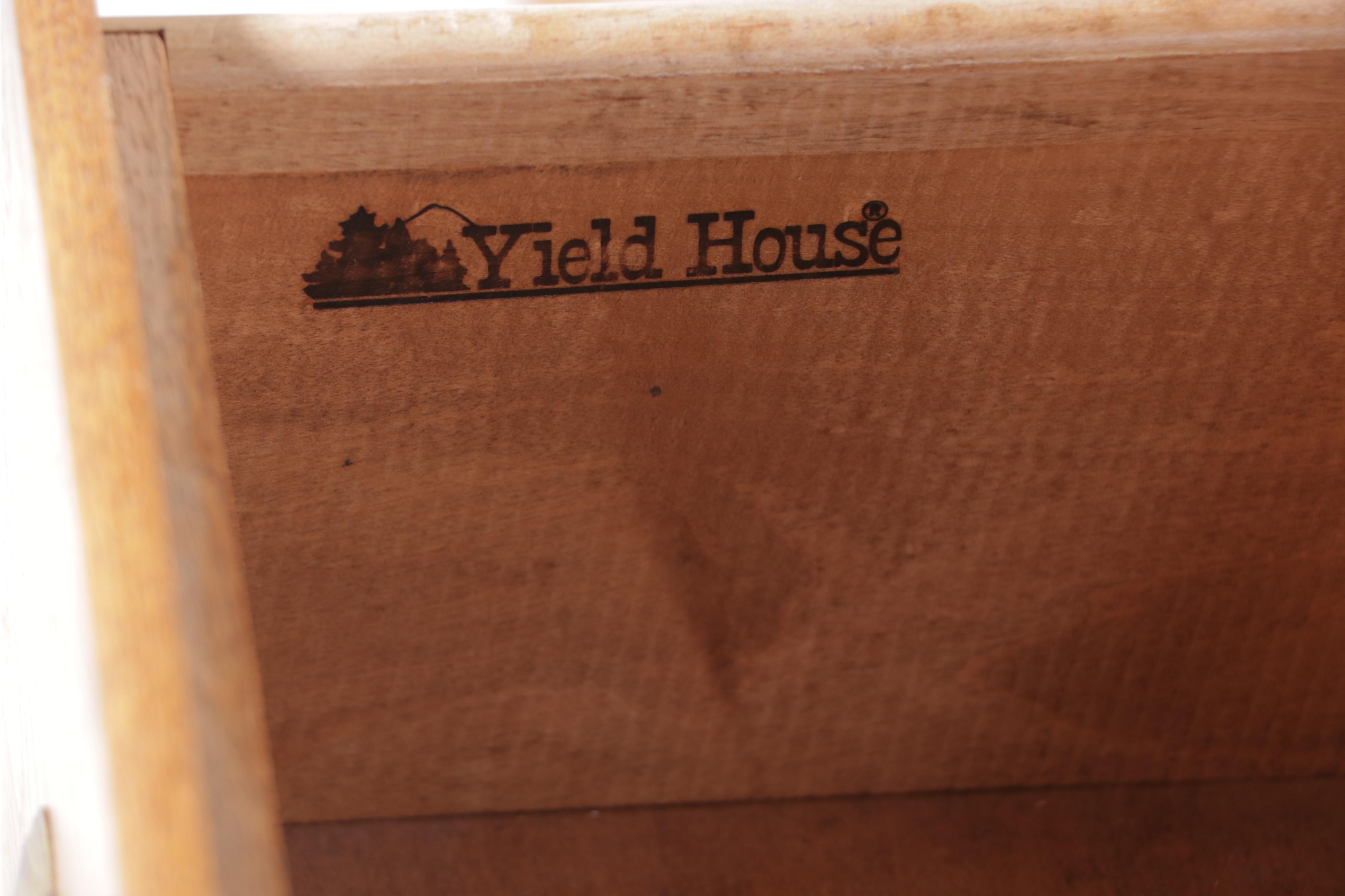 Pair of Yield House Federal Style Oak Three-Drawer Bedside Chests | EBTH