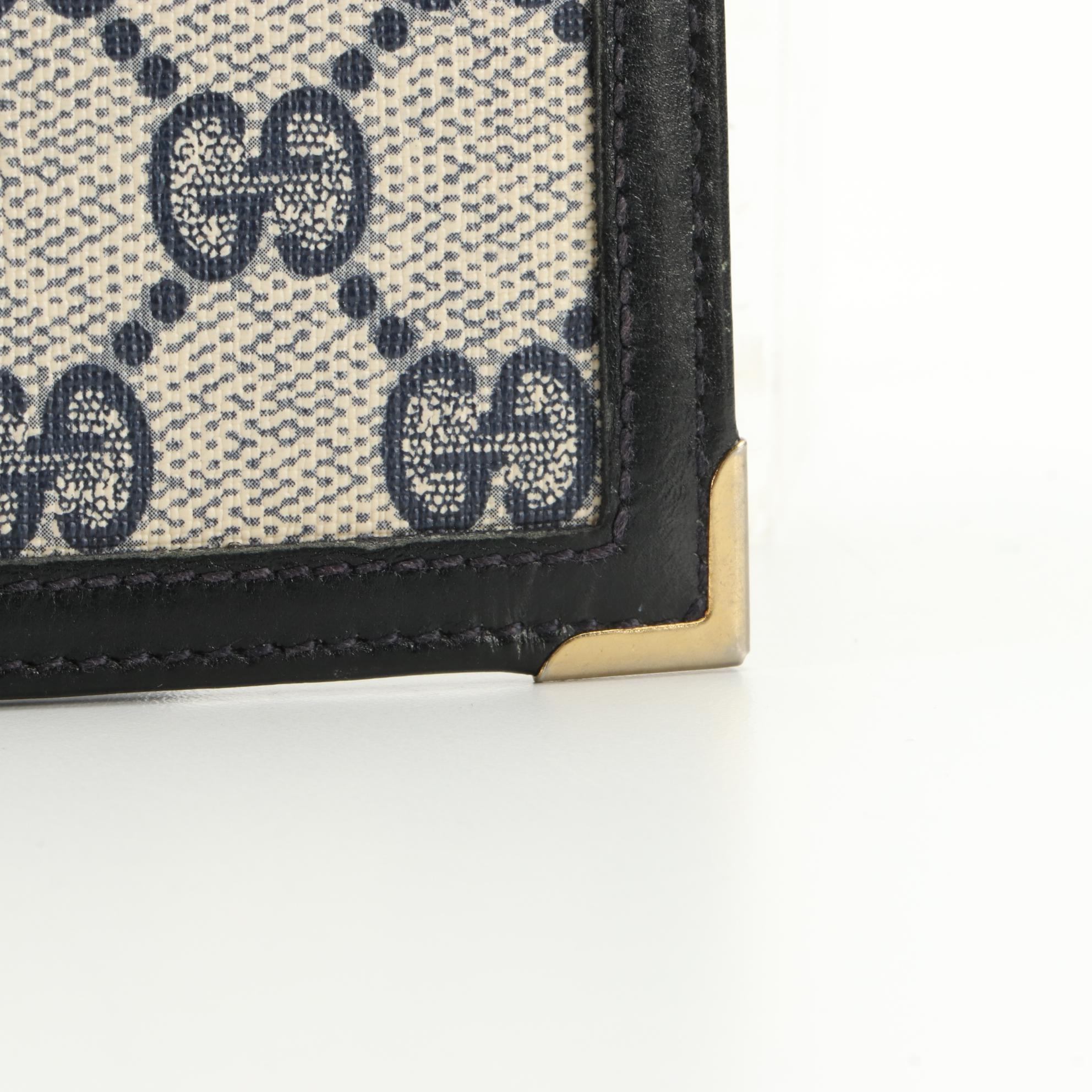 Gucci Checkbook Cover in Navy GG Supreme Canvas and Leather | EBTH